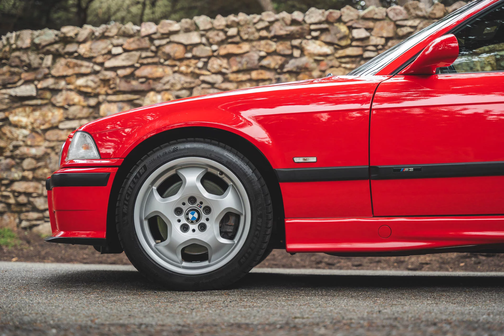 Bright Red - BMW M3 (E36) - carpaints.co