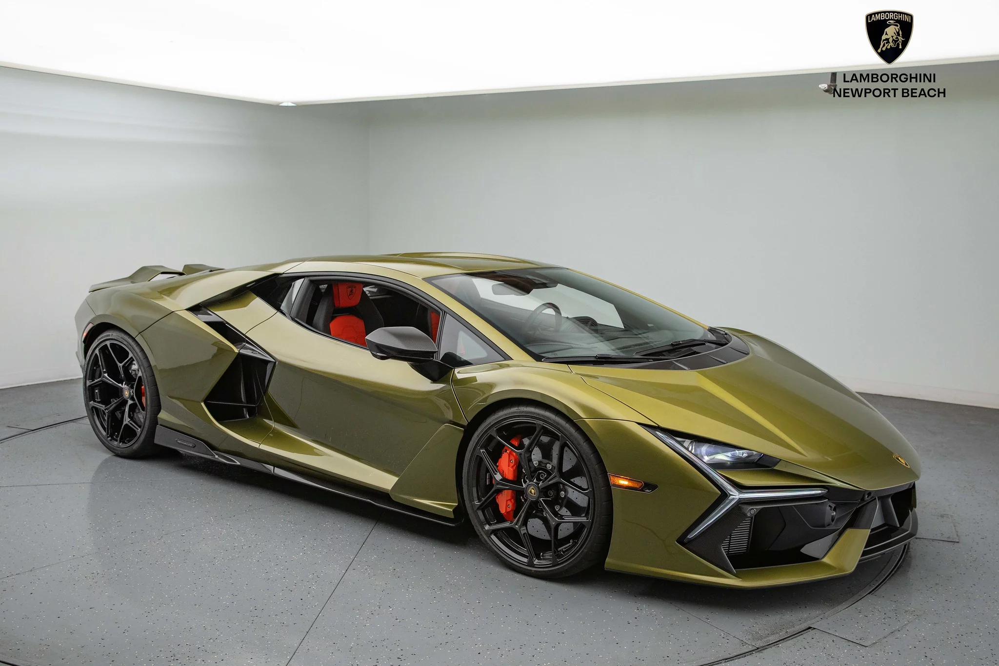 Verde Gea Lucido - Lamborghini Revuelto - carpaints.co