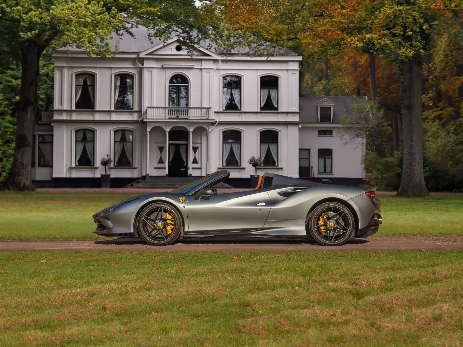Grigio Coburn - Ferrari F8 Spider | carpaints.co