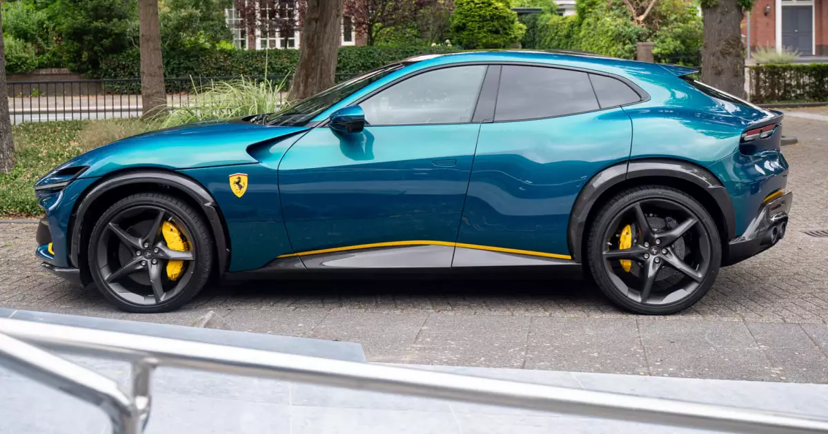 Blu Capri - Ferrari Purosangue | carpaints.co