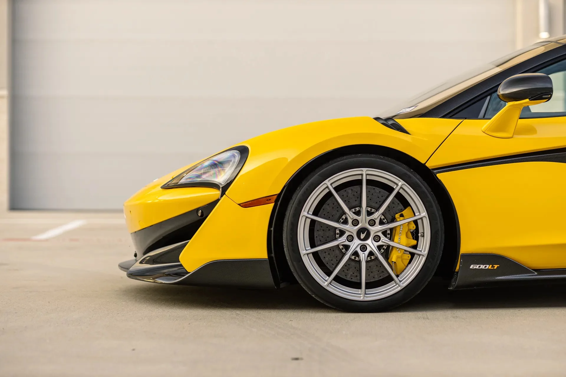 Volcano Yellow - McLaren 600LT | carpaints.co