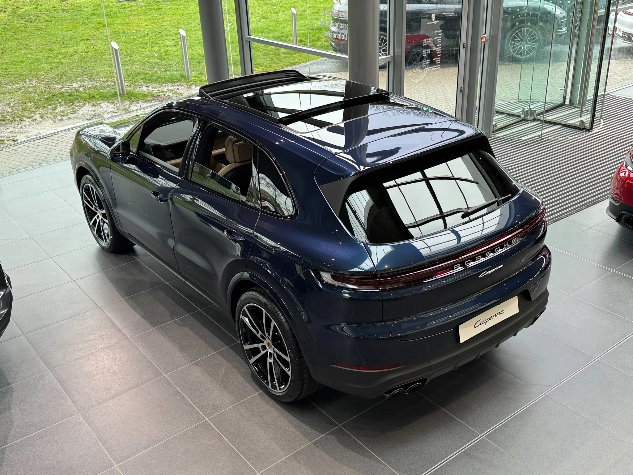 Algarve Blue Metallic - Porsche Cayenne (E3) | carpaints.co