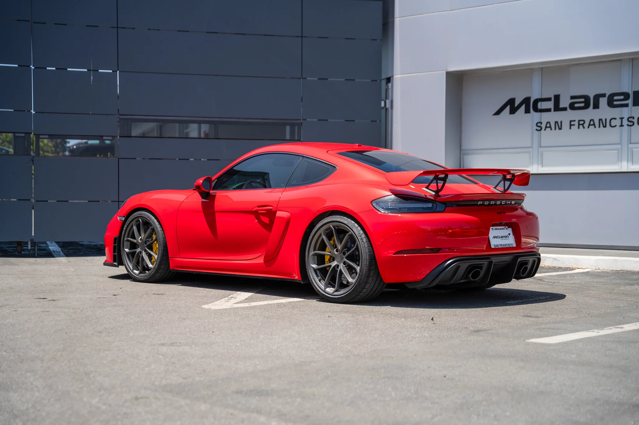 Guards Red - Porsche Cayman GT4 (718) | carpaints.co