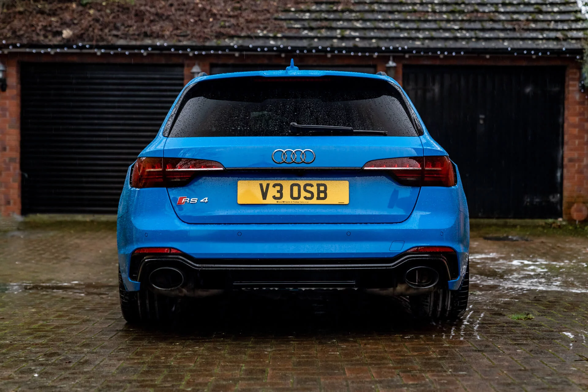 Turbo Blue - Audi RS4 Avant (B9) | carpaints.co