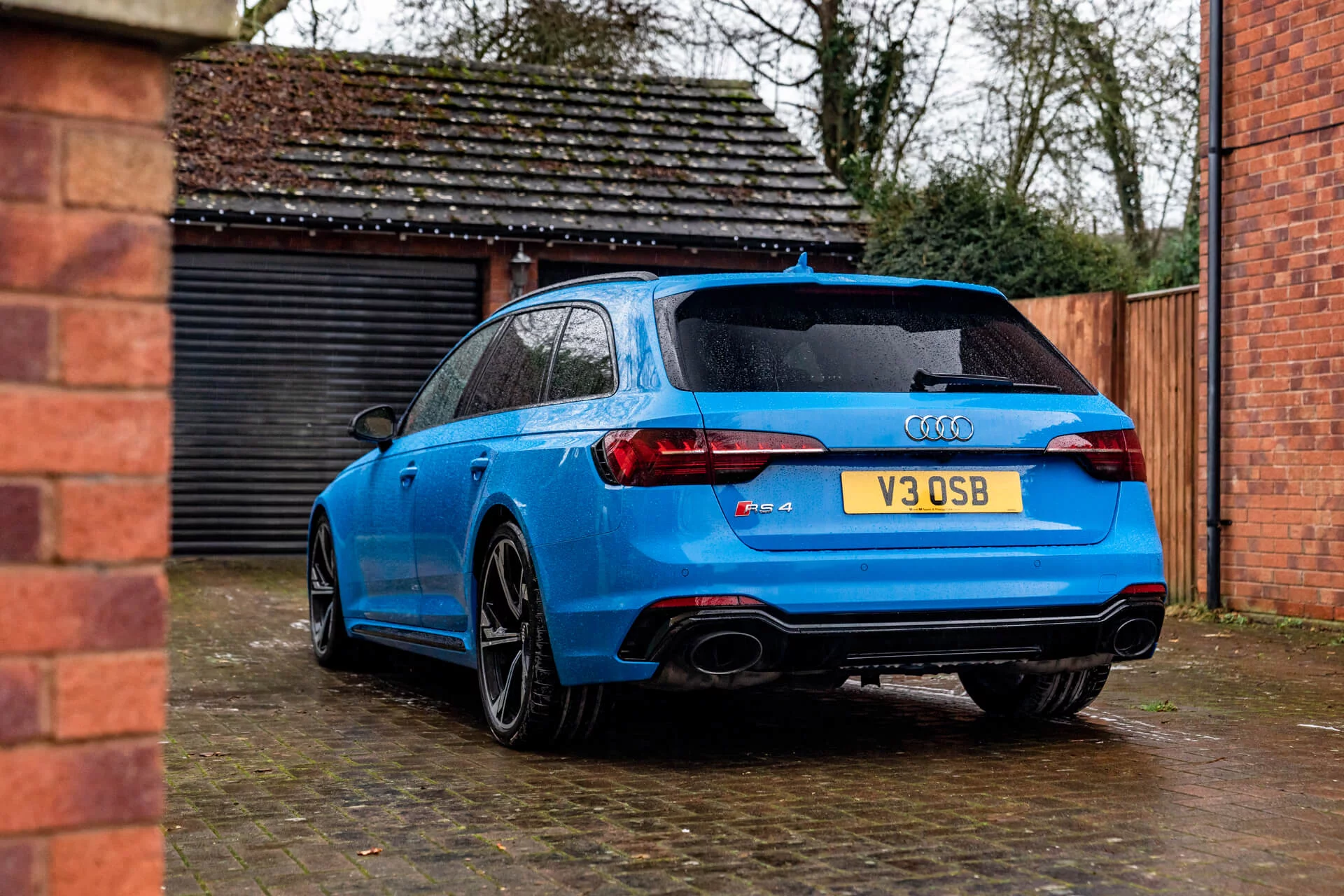 Turbo Blue - Audi RS4 Avant (B9) | carpaints.co