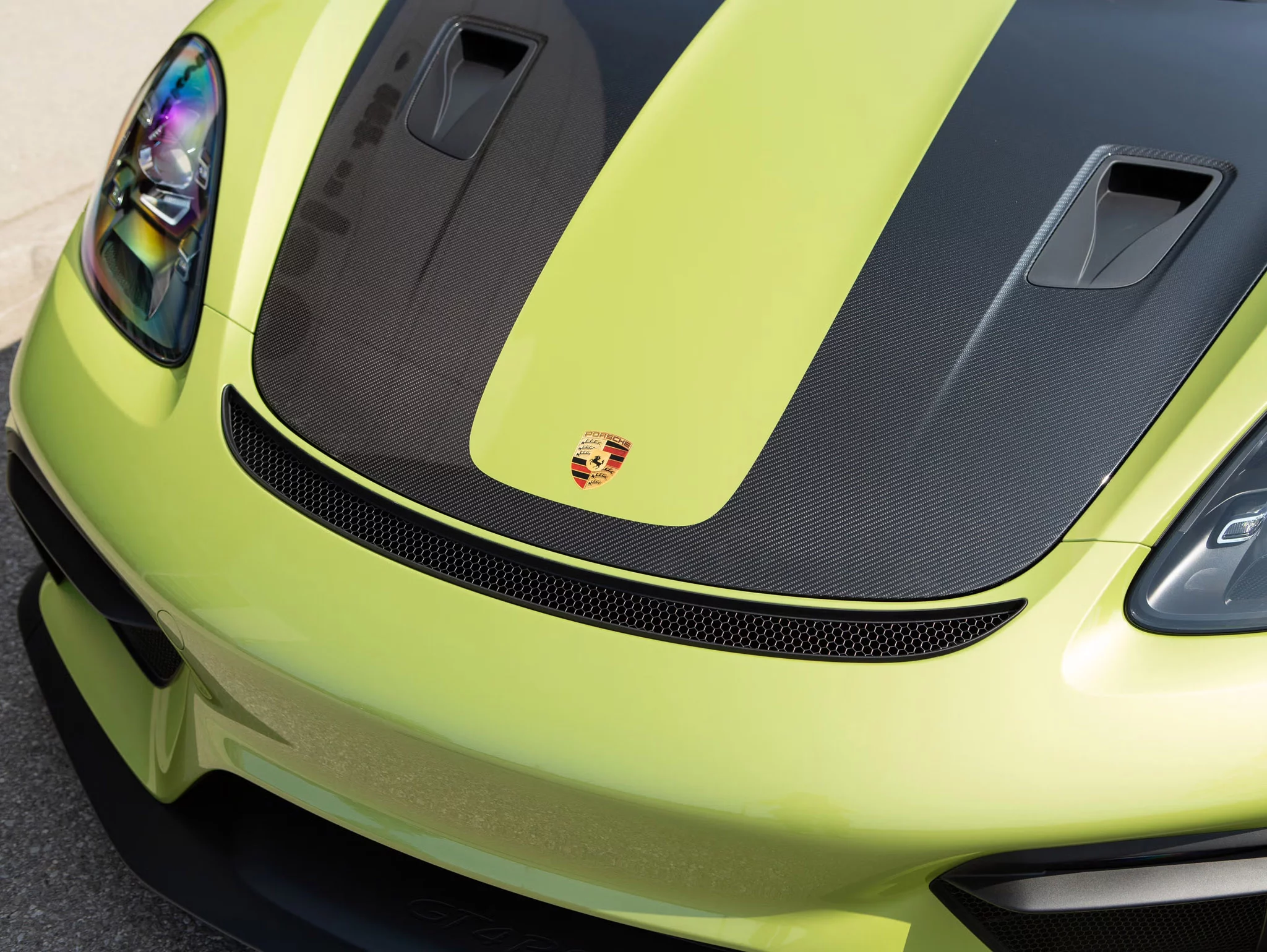 Peridot Metallic - Porsche Cayman GT4 RS (718) | carpaints.co