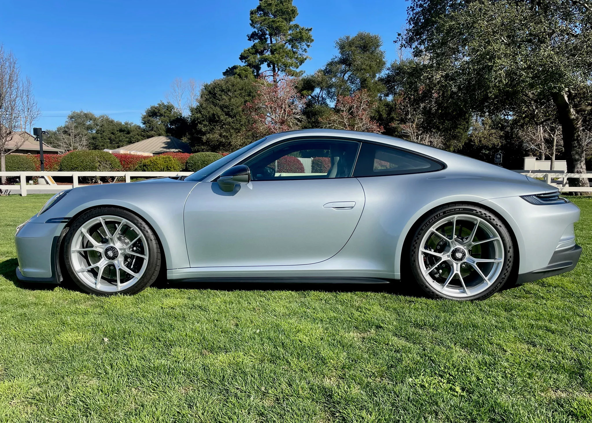 Dolomite Silver Metallic - Porsche 911 GT3 Touring (992.1) | carpaints.co