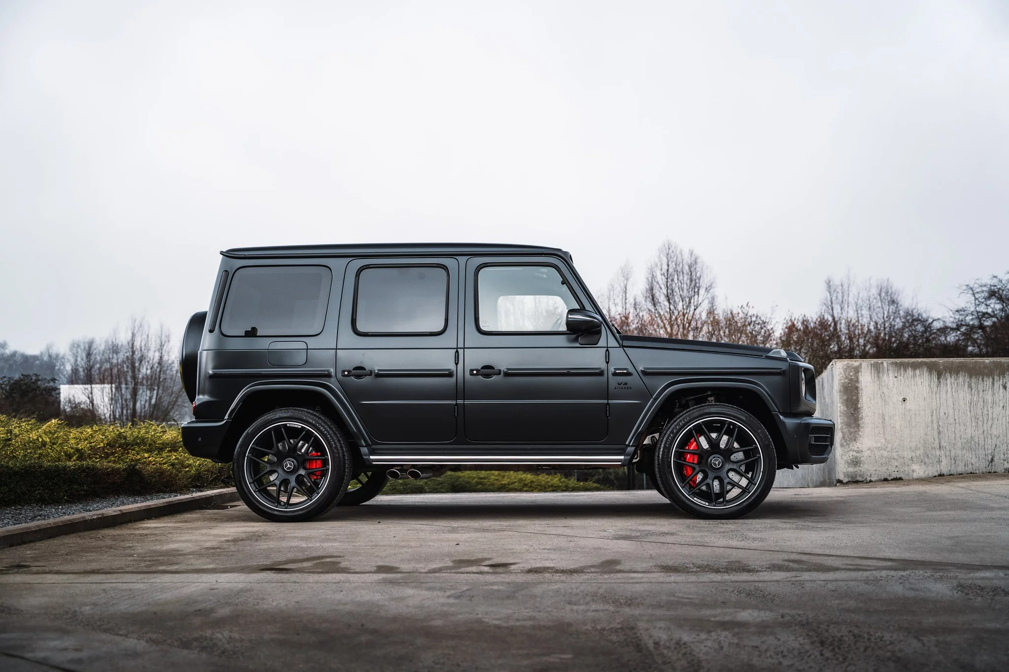 Night Black Magno - Mercedes-AMG G 63 (W463 Gen 2) | carpaints.co