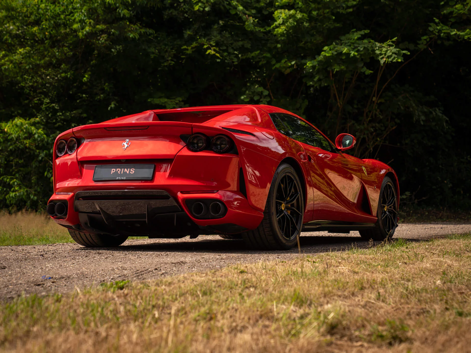 Rosso Formula 1 2007 - Ferrari 812 GTS | carpaints.co