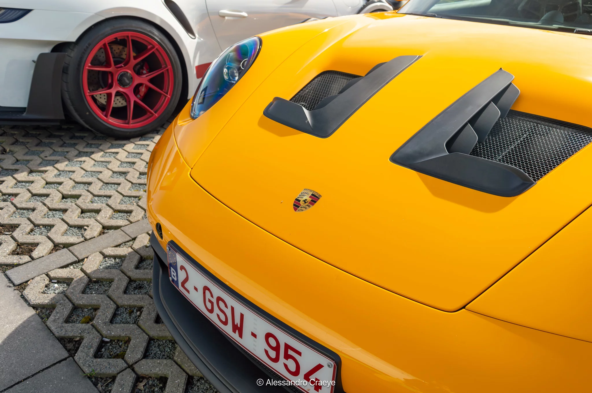 Signal Yellow - Porsche 911 GT3 RS (992) | carpaints.co