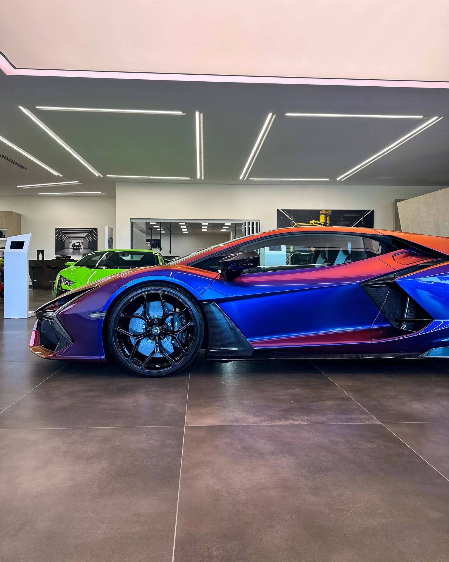 Blu Hal - Lamborghini Revuelto | carpaints.co
