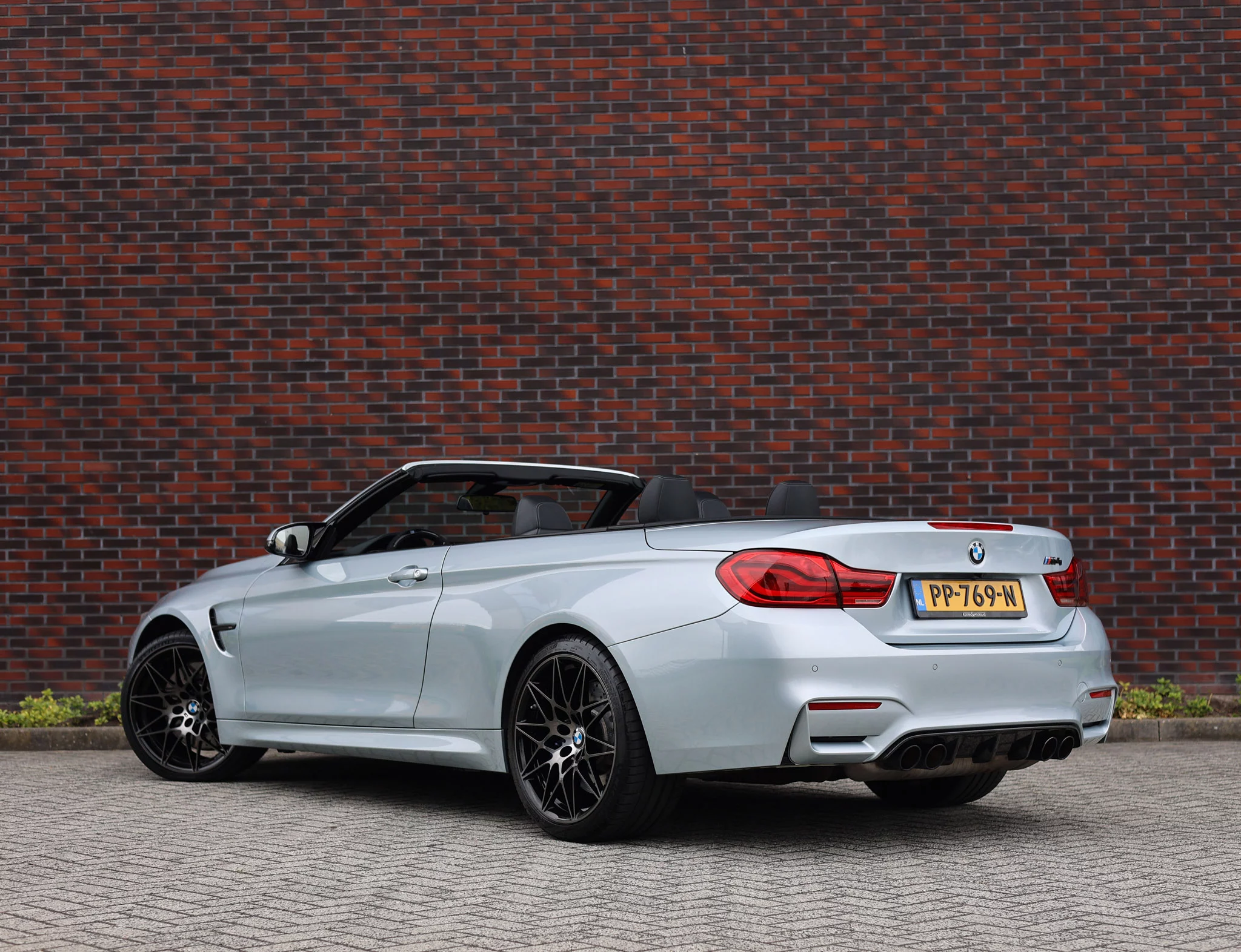 Silverstone II - BMW M4 Convertible (F83) | carpaints.co