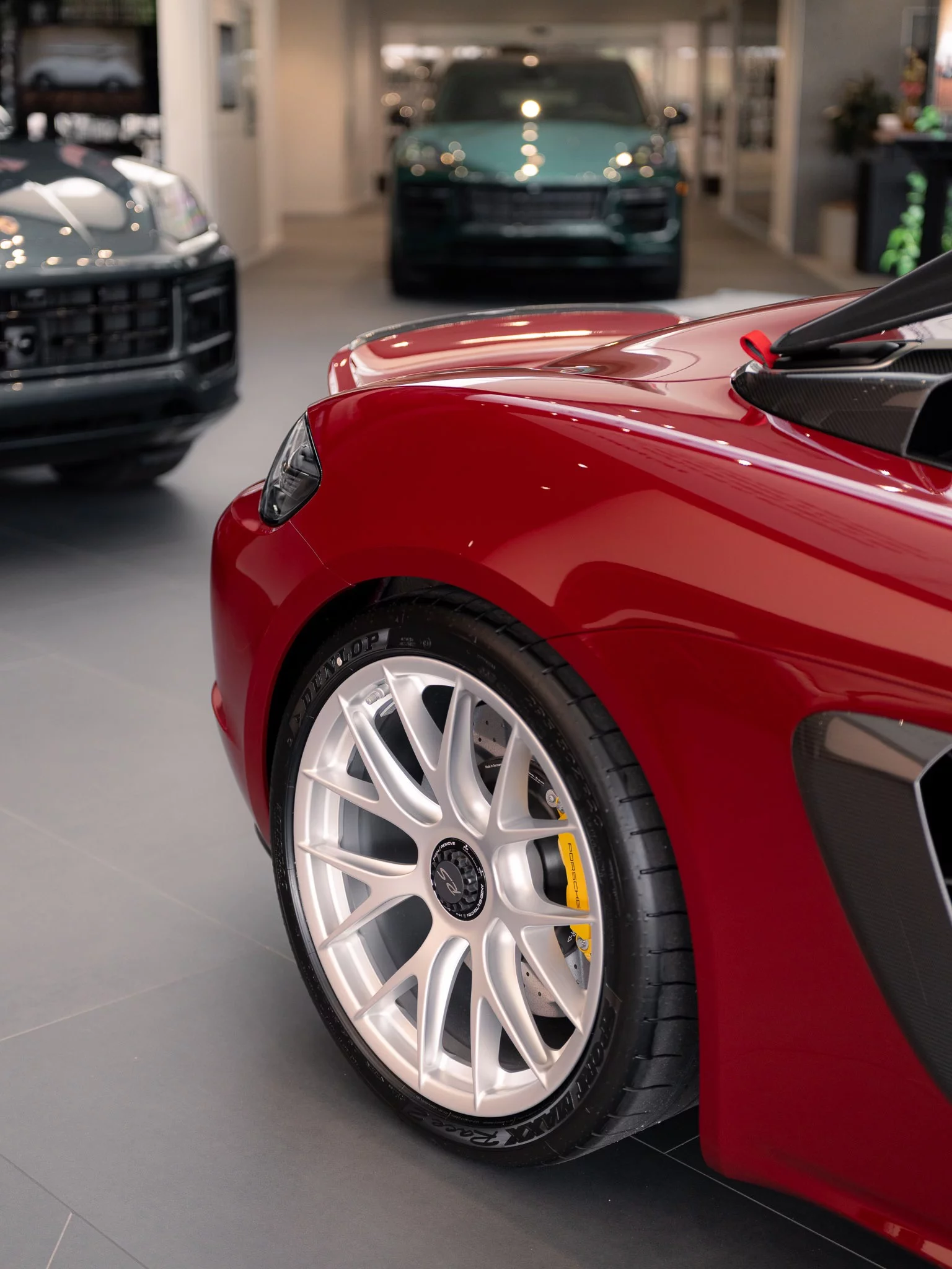 GTS Red - Porsche Spyder RS (718) | carpaints.co