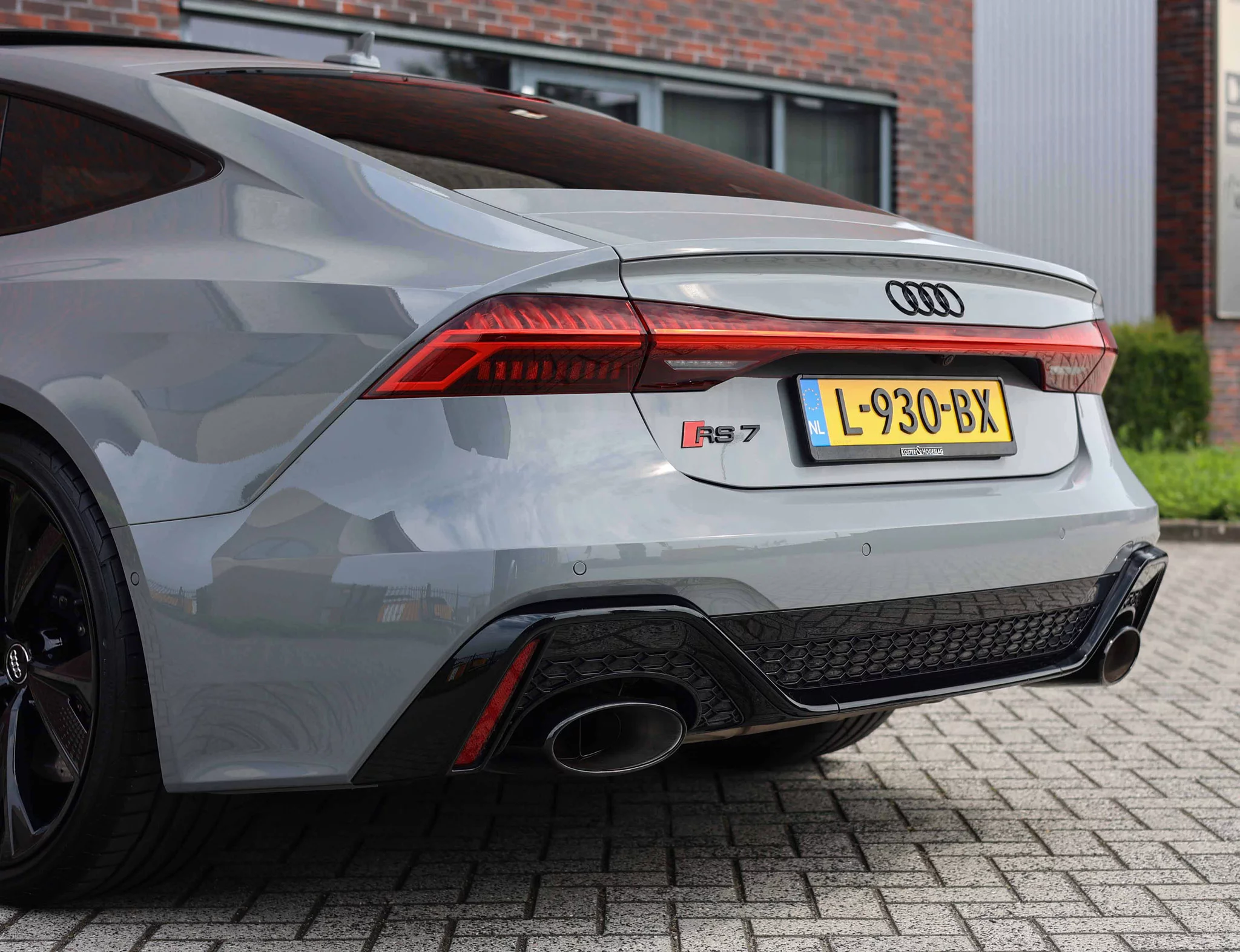 Nardo Grey - Audi RS7 Sportback (C8) | carpaints.co