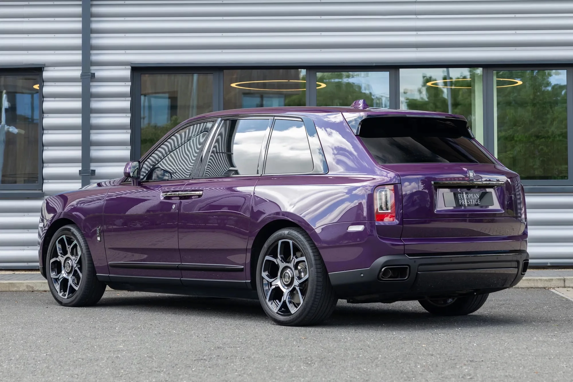 Twilight Purple - Rolls-Royce Cullinan | carpaints.co
