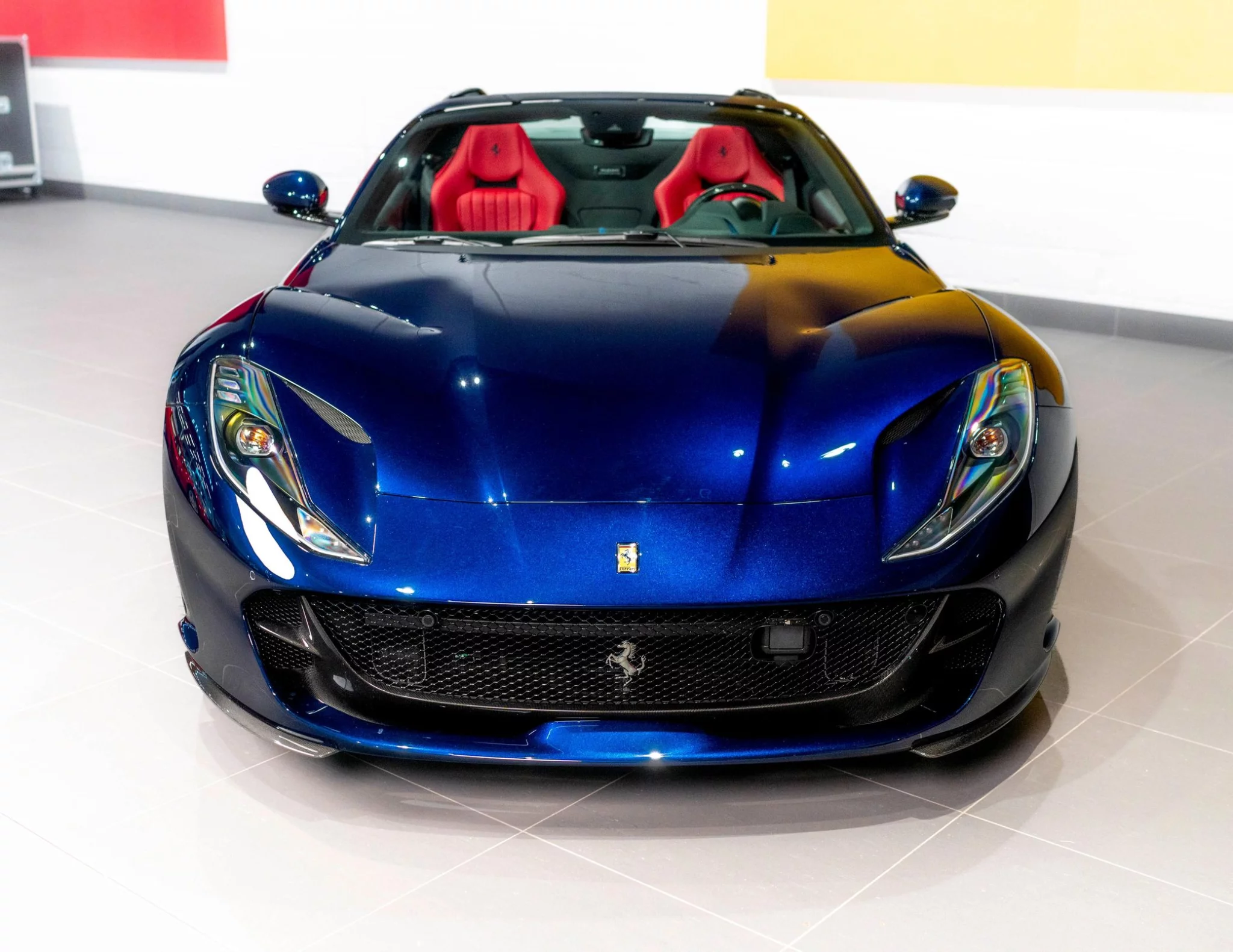 Blu Montreal - Ferrari 812 GTS | carpaints.co