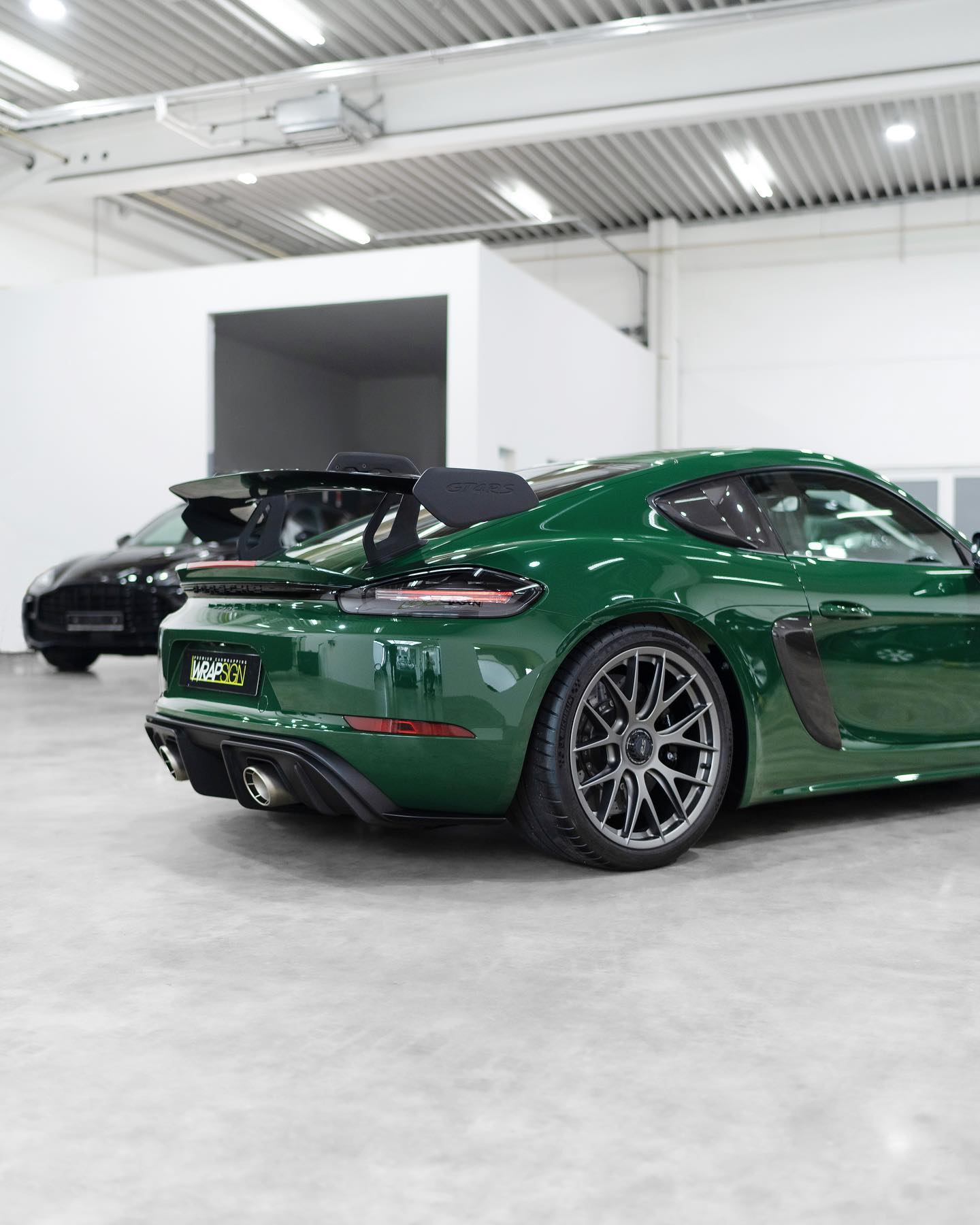 British Racing Green - Porsche Cayman GT4 RS (718) - carpaints.co
