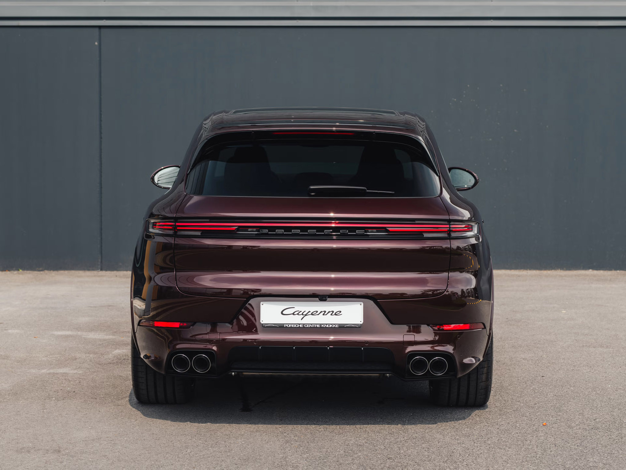 Seville Red Metallic - Porsche Cayenne (E3) - carpaints.co