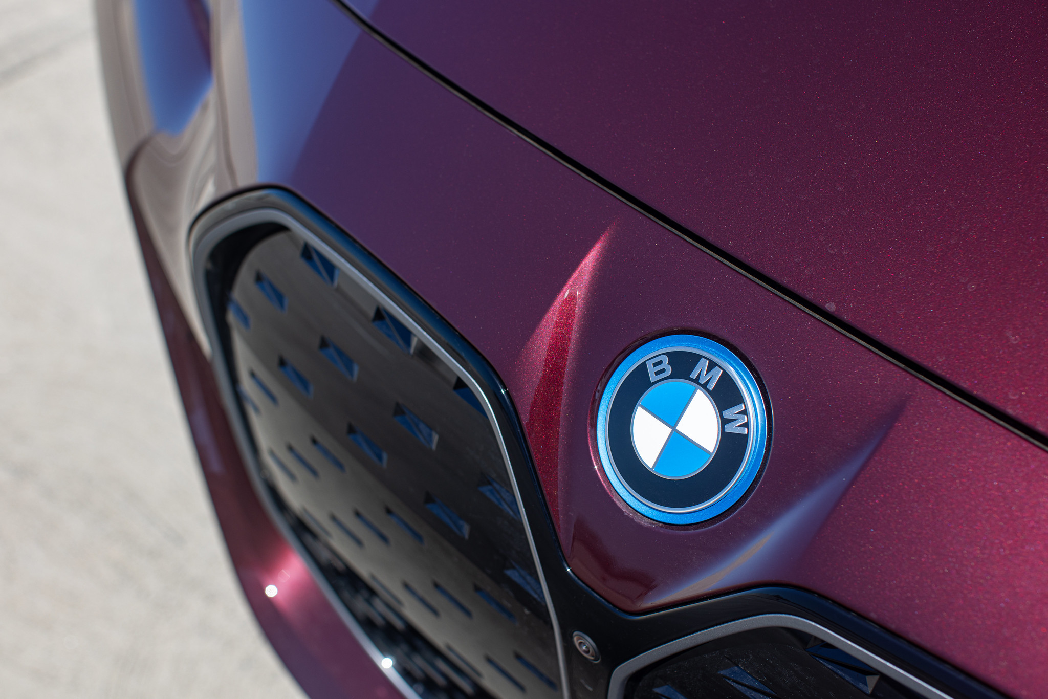 Barbera Red - BMW i4 (G26) - carpaints.co