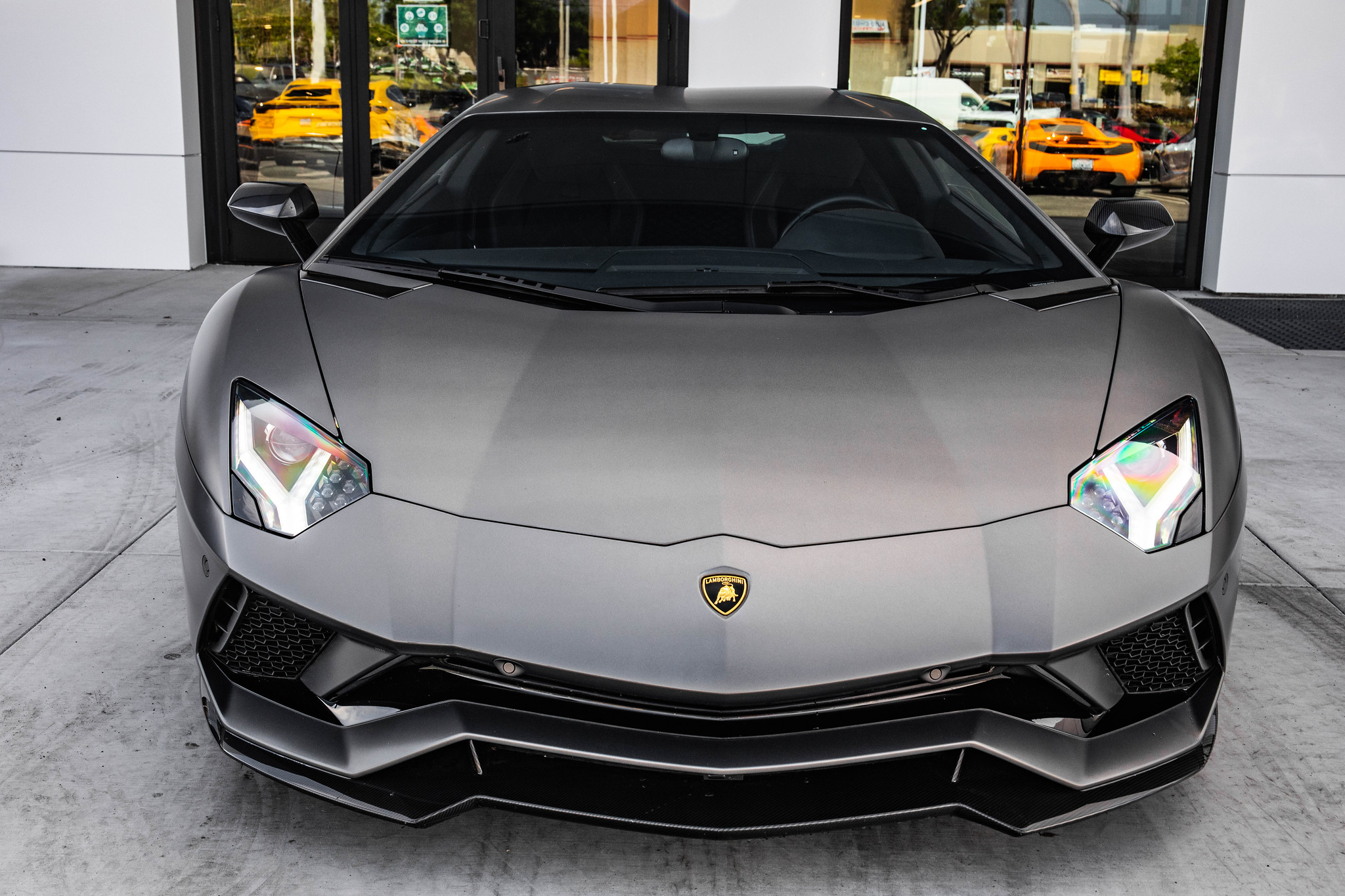 Grigio Titans - Lamborghini Aventador S (LP740-4) - carpaints.co
