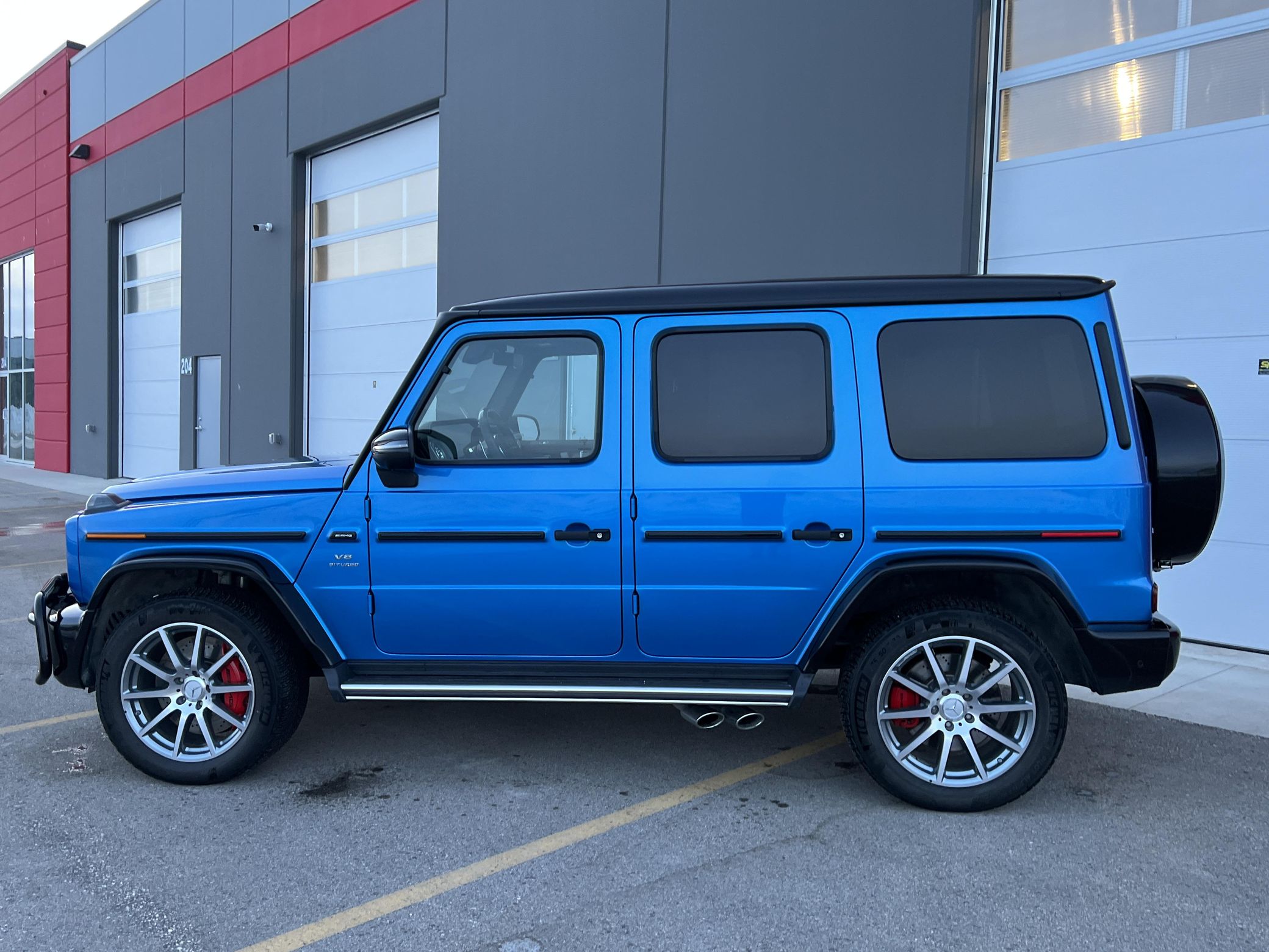 South Sea Blue / Obsidian Black - Mercedes-AMG G 63 (W463 Gen 2 ...