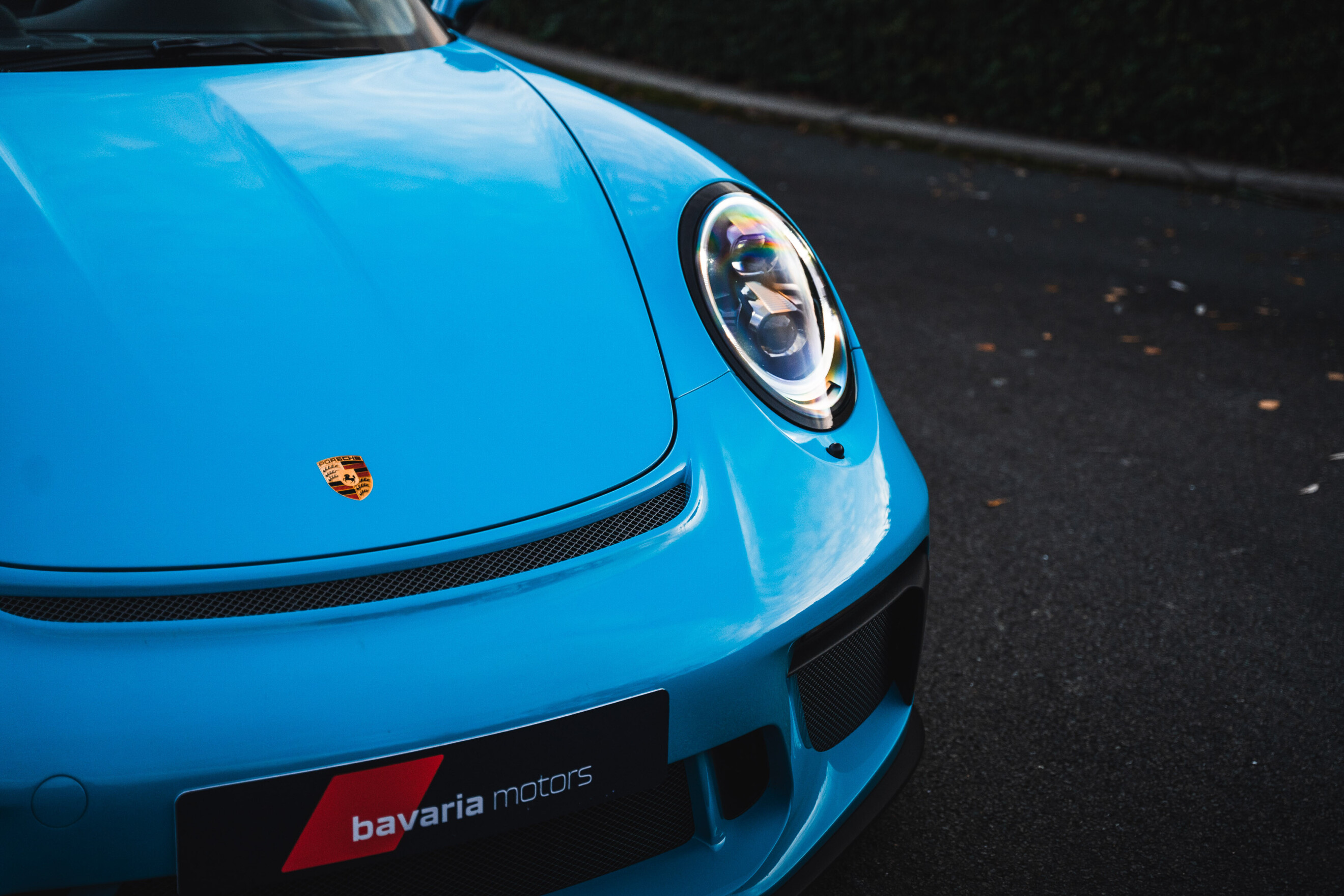 Miami Blue - Porsche 911 Speedster (991) - carpaints.co
