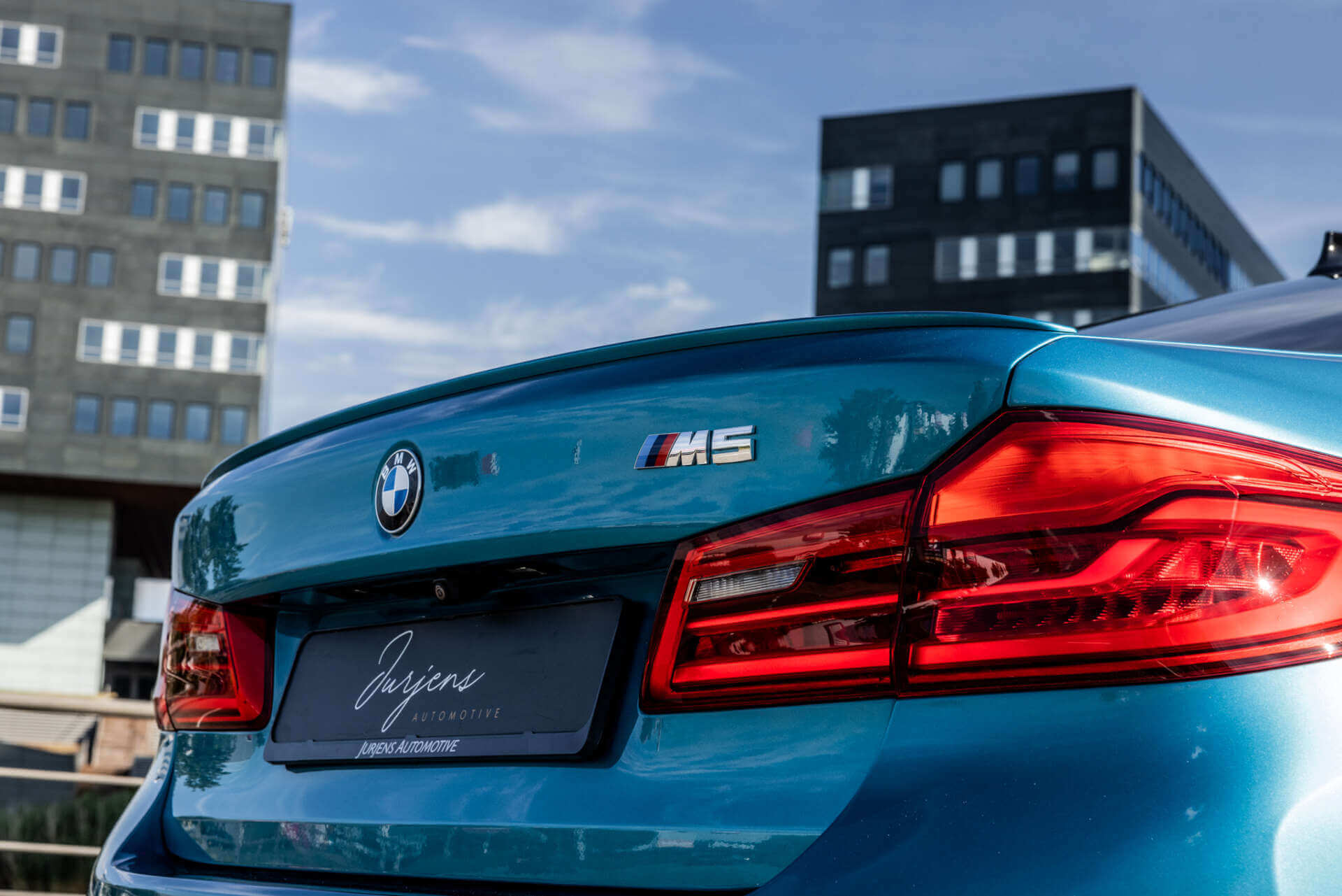 Snapper Rocks Blue - BMW M5 (F90) - carpaints.co