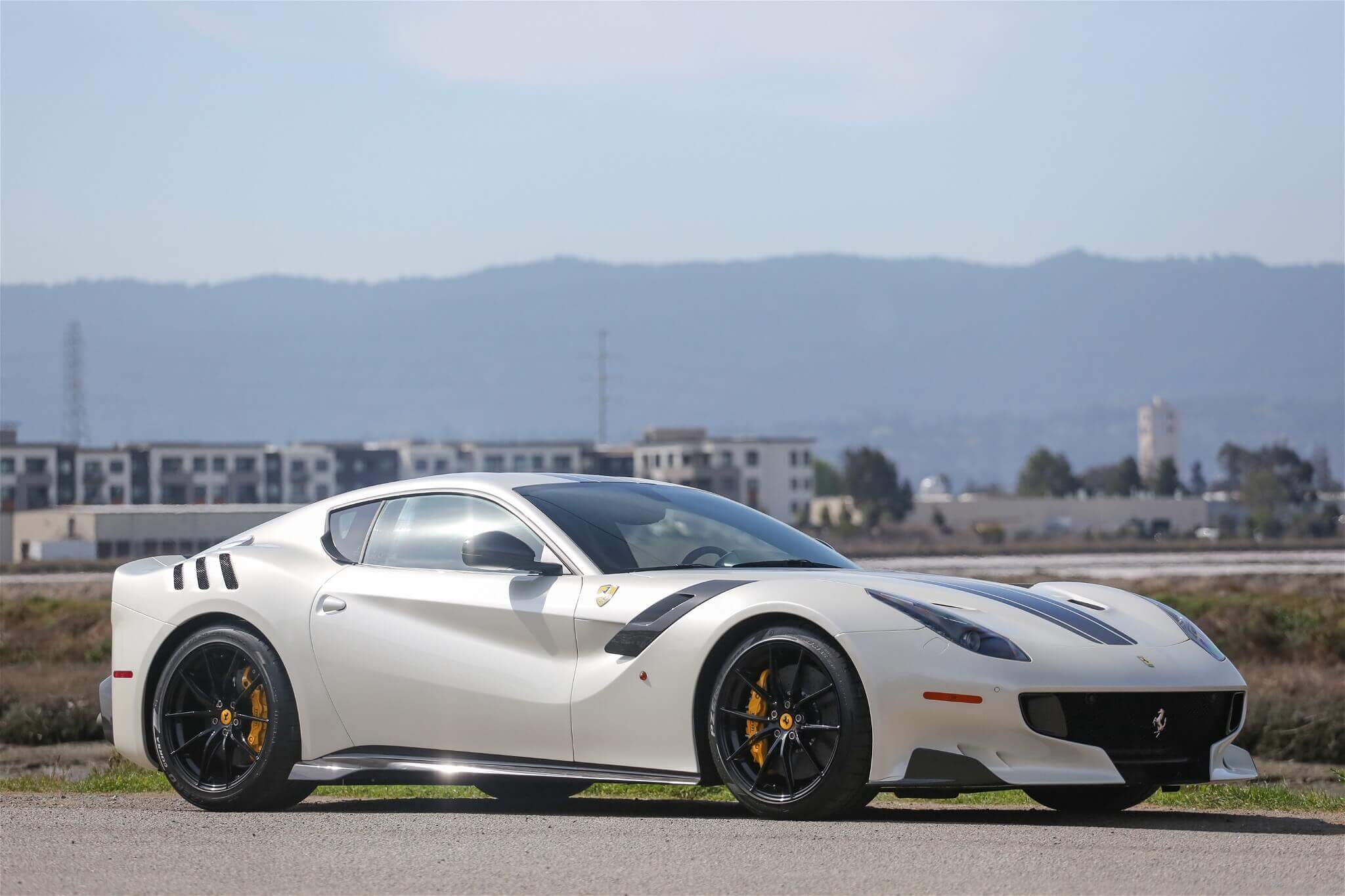 Bianco Fuji - Ferrari F12 TDF - carpaints.co