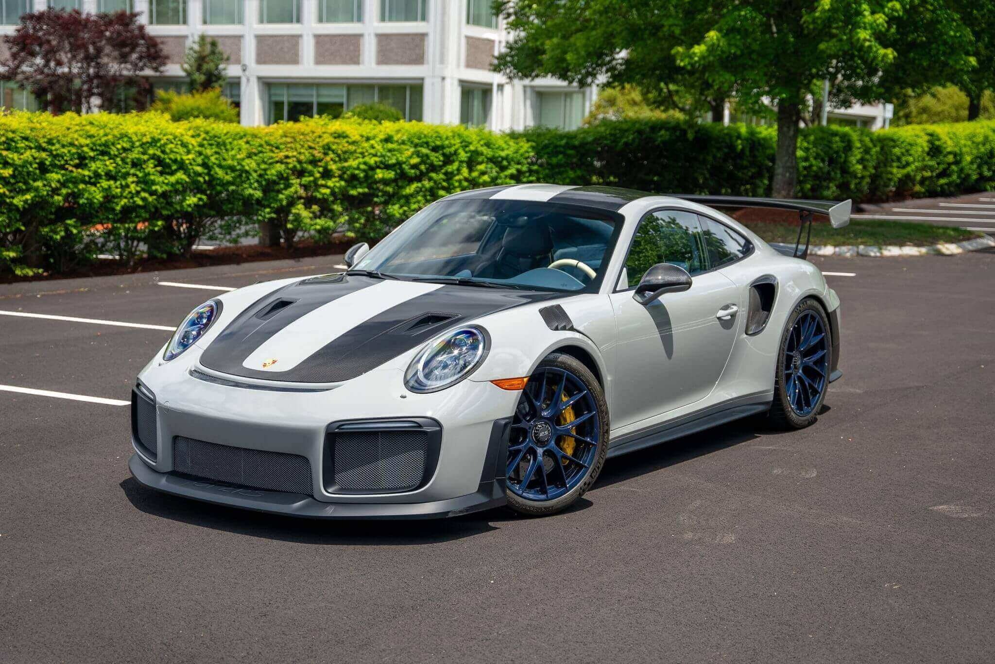 Steel Grey - Porsche 911 GT2 RS (991) - carpaints.co