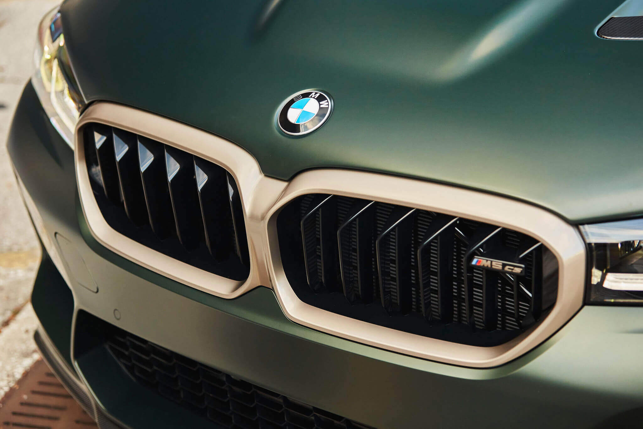 Frozen Deep Green - BMW M5 CS (F90) - carpaints.co