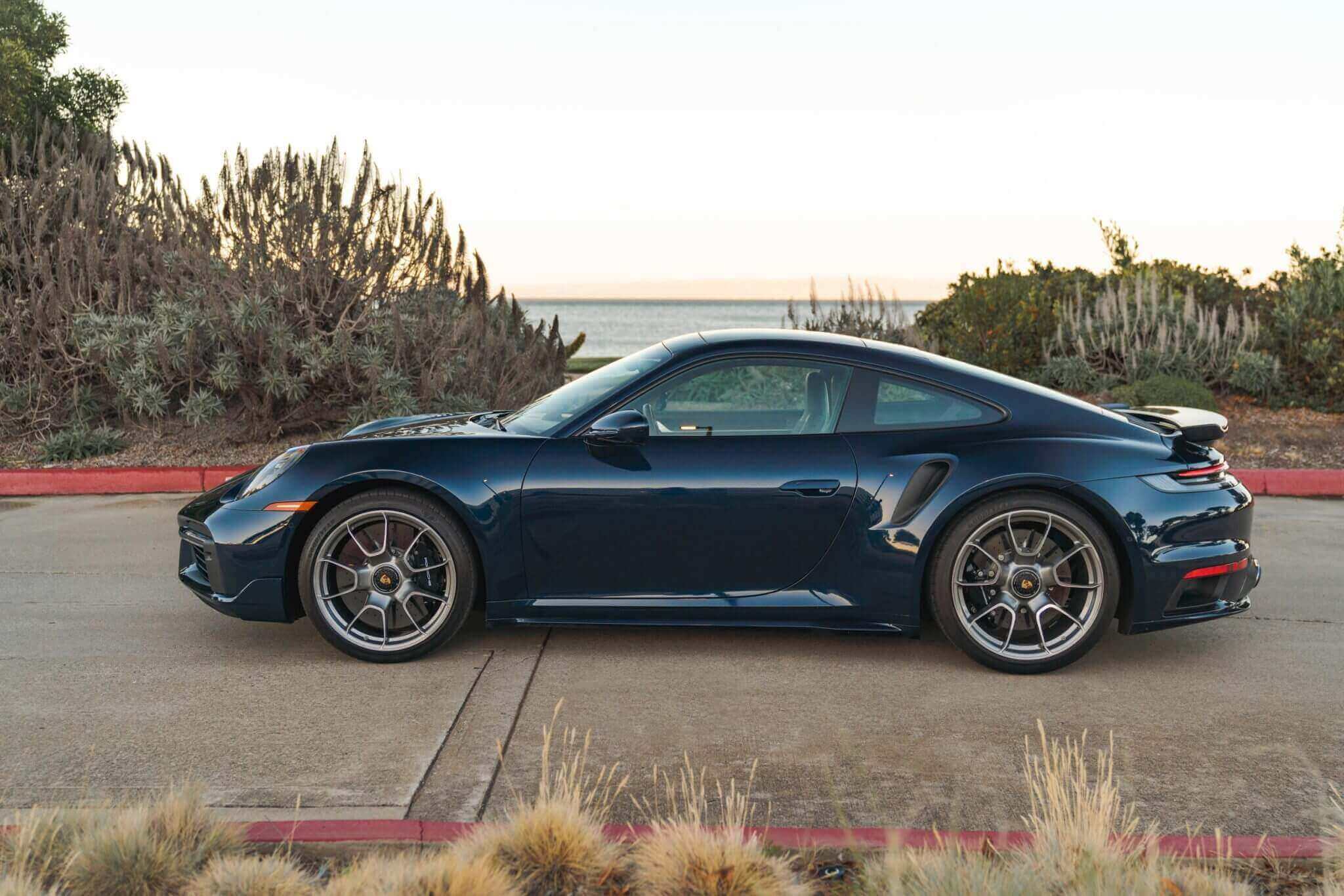 Night Blue Metallic - Porsche 911 Turbo S (992) - carpaints.co