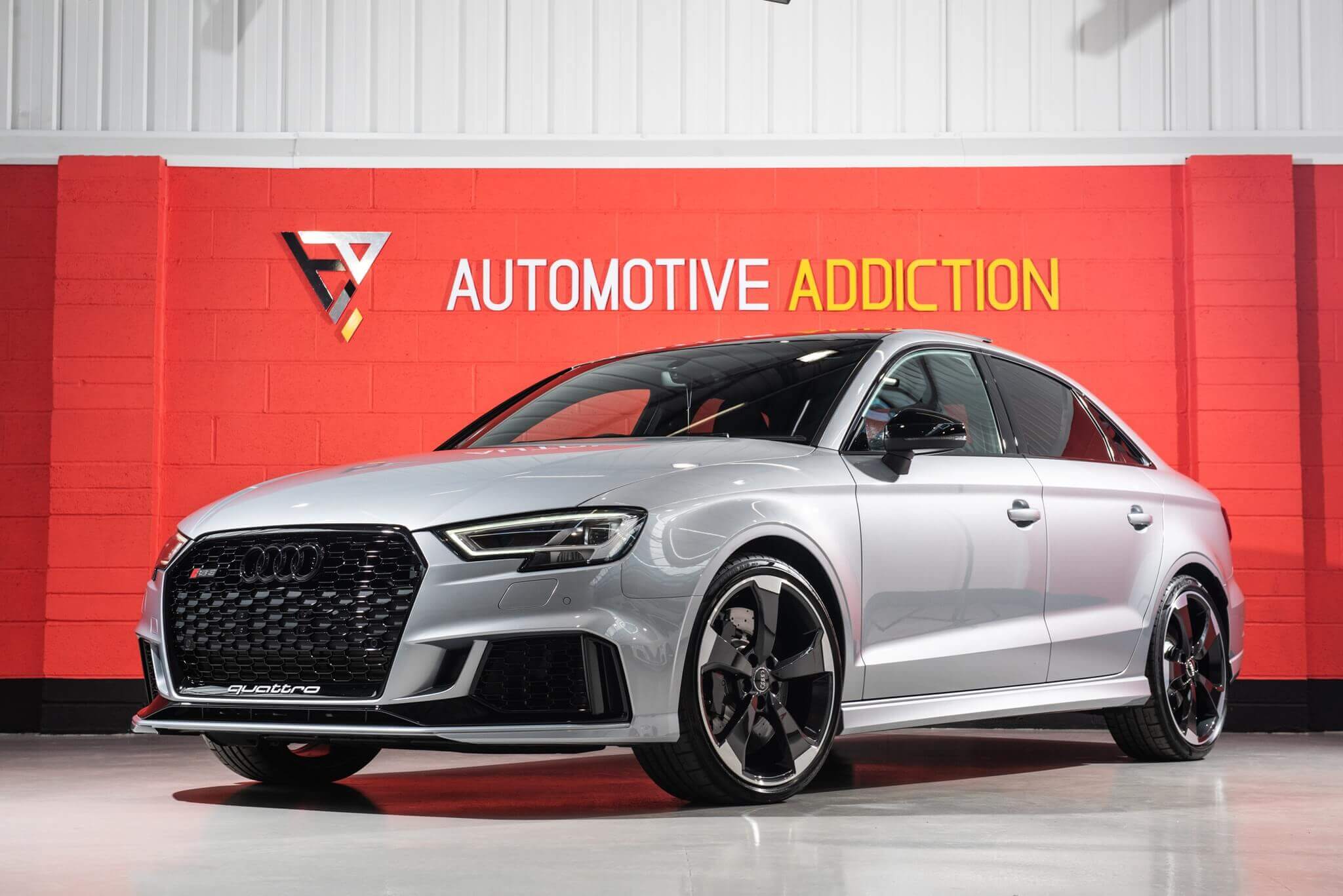 Floret Silver - Audi RS3 Sedan (8V) - carpaints.co