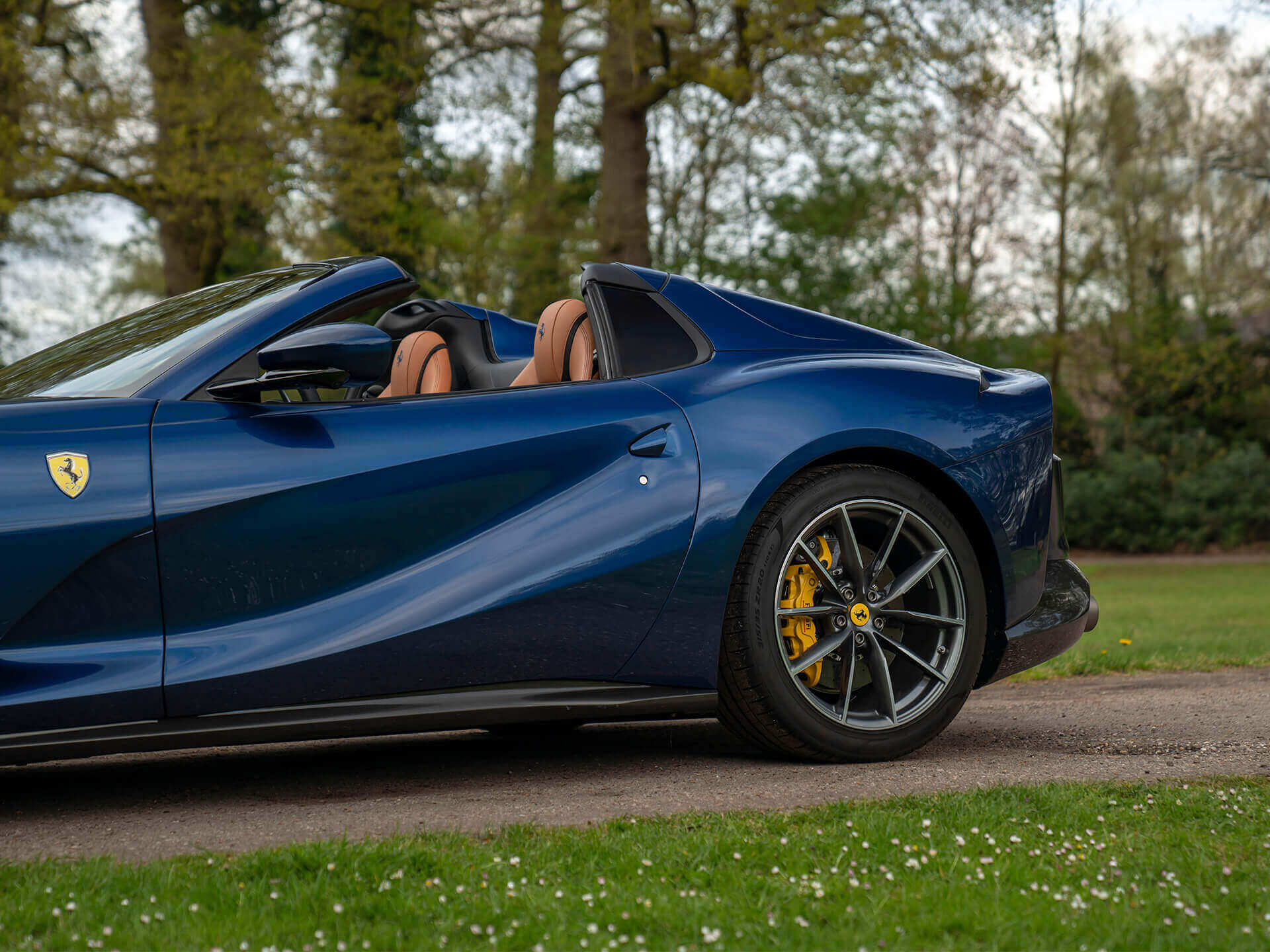 Blu Tour de France 70 - Ferrari 812 GTS - carpaints.co