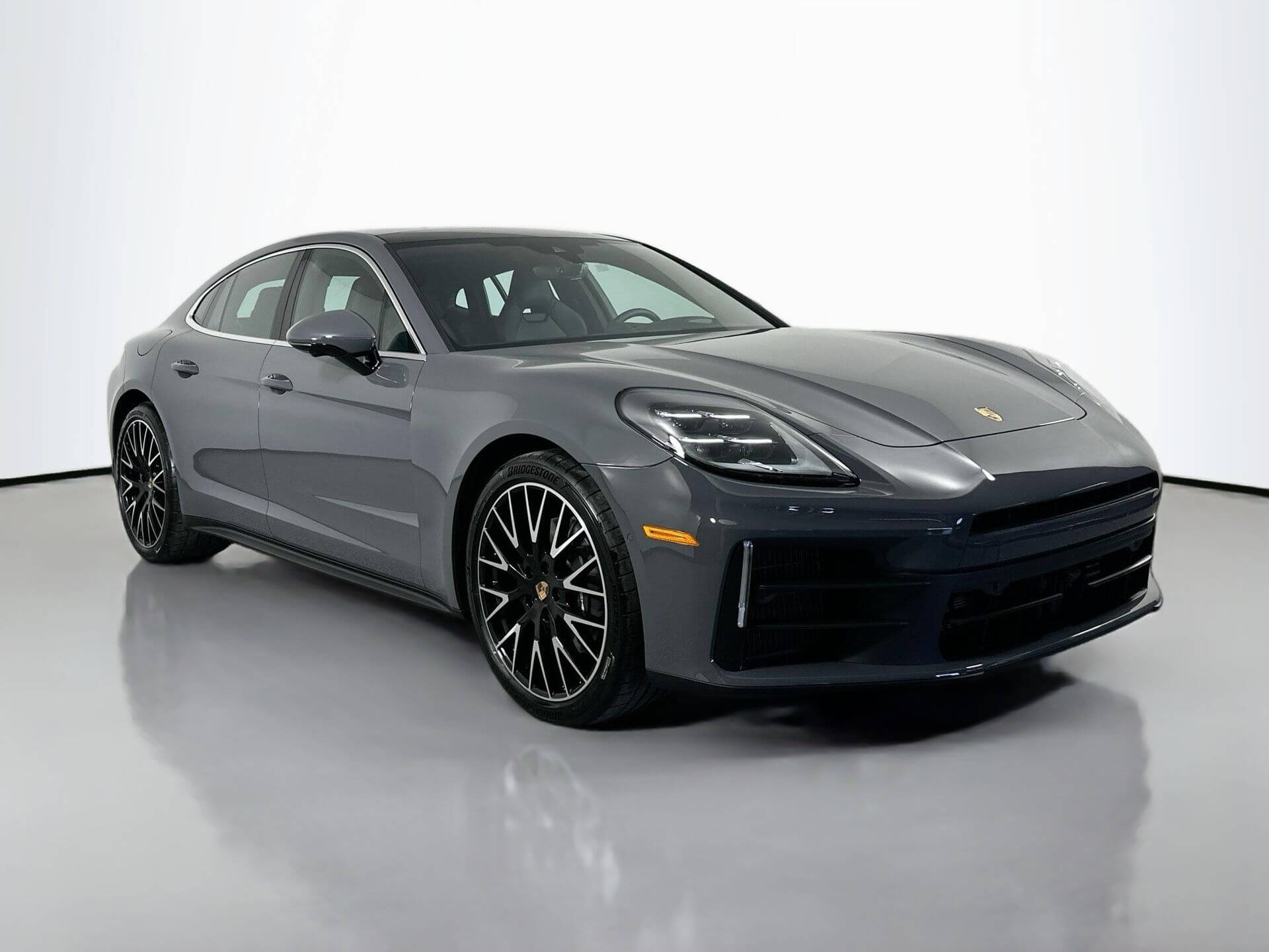 Slate Grey Neo - Porsche Panamera (972) - carpaints.co