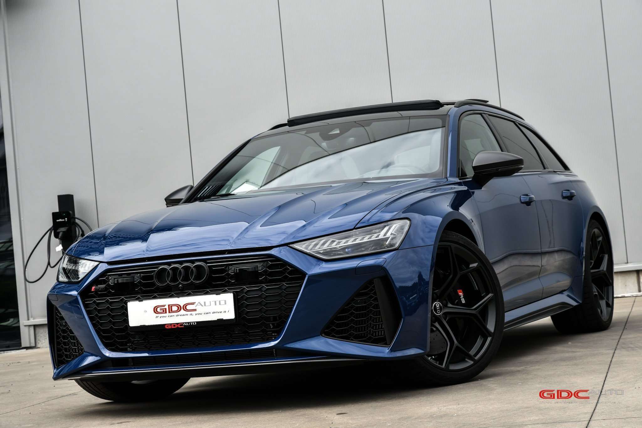 Ascari Blue - Audi RS6 Avant (C8) - carpaints.co