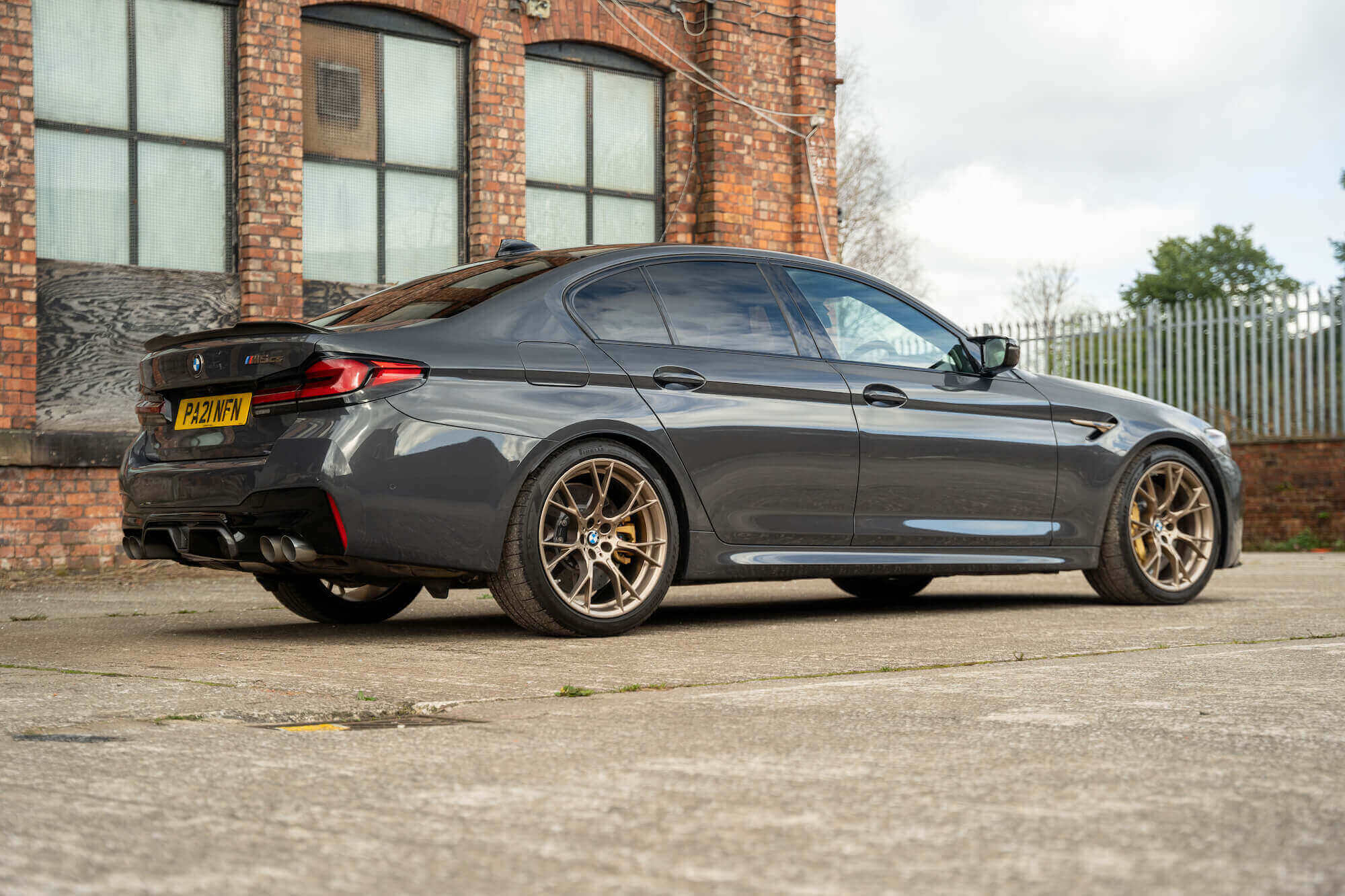 Brands Hatch Grey - BMW M5 CS (F90) - carpaints.co