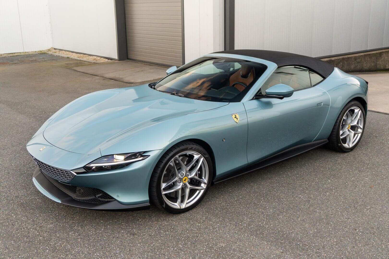 Celeste Trevi - Ferrari Roma Spider - carpaints.co