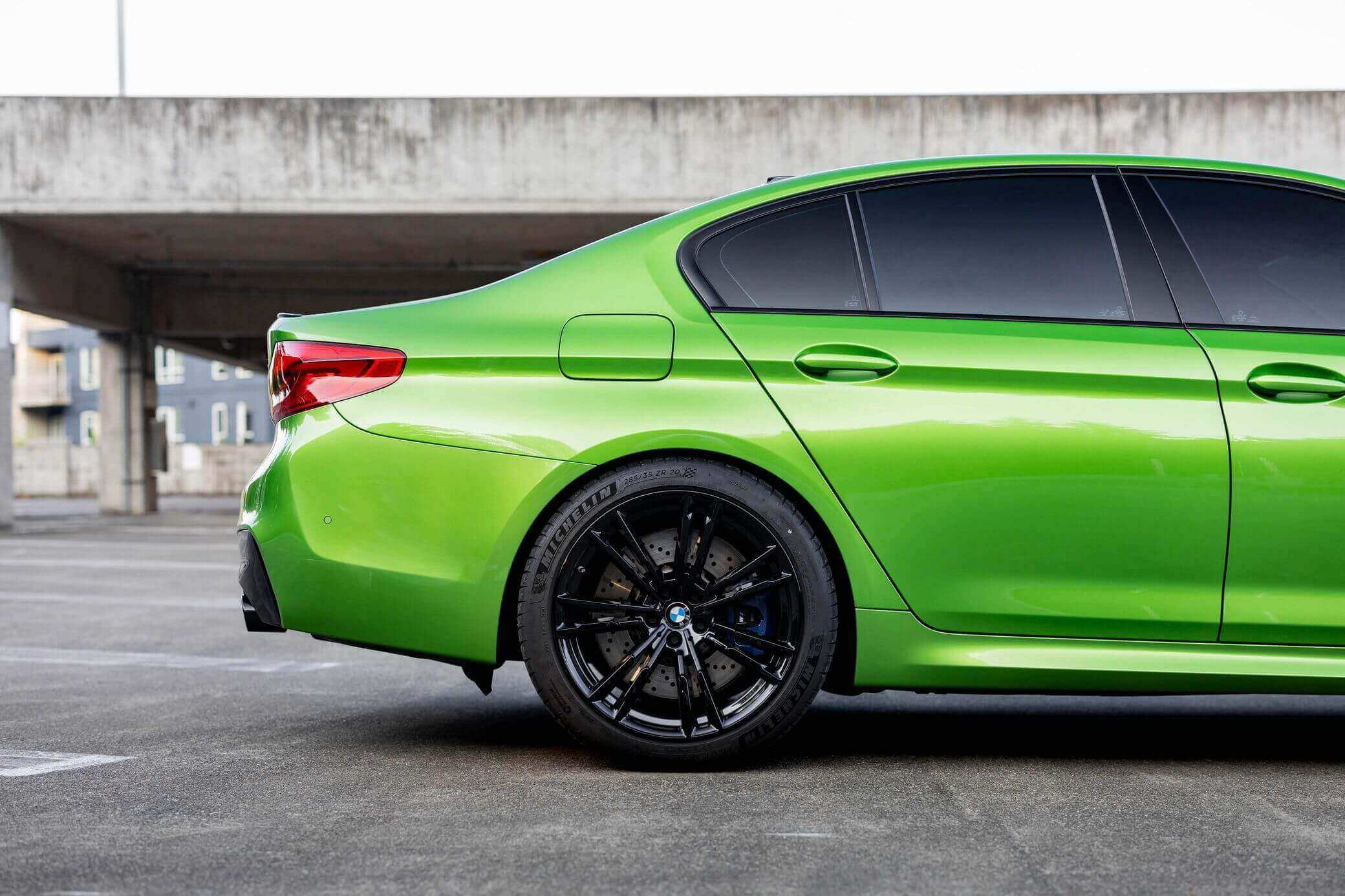 Java Green - BMW M5 (F90) - carpaints.co