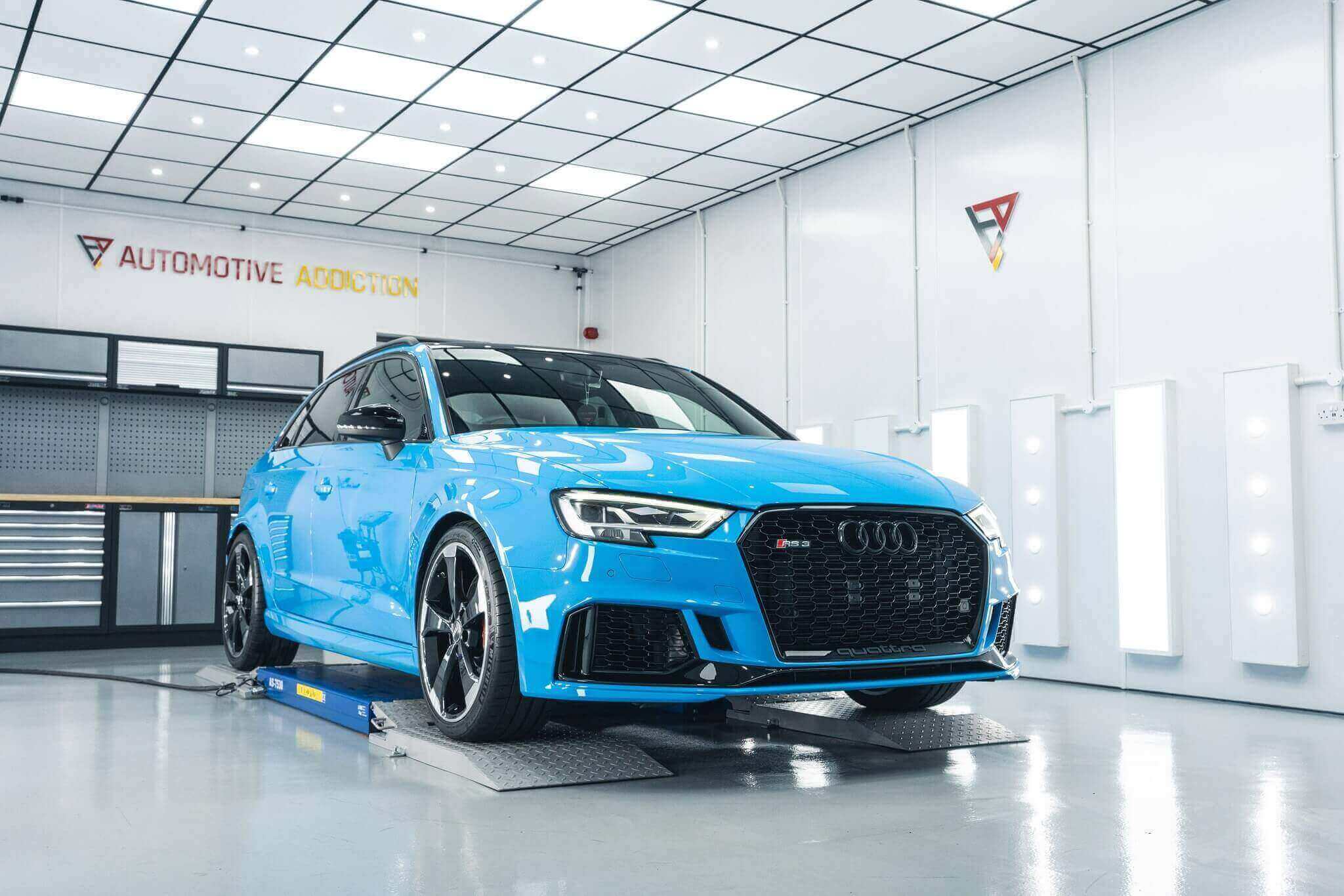 Riviera Blue - Audi RS3 Sportback (8V) - carpaints.co
