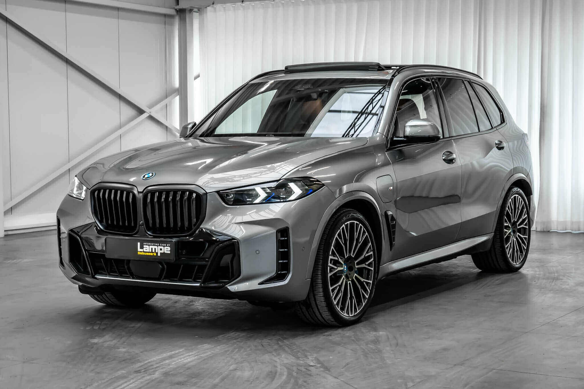 Skyscraper Grey - BMW X5 (G05 LCI) - carpaints.co