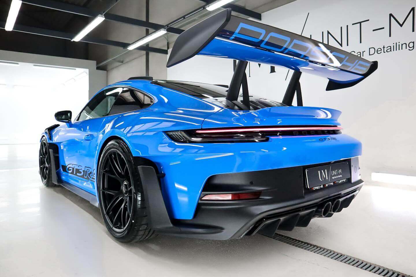 Shark Blue - Porsche 911 GT3 RS (992) - carpaints.co