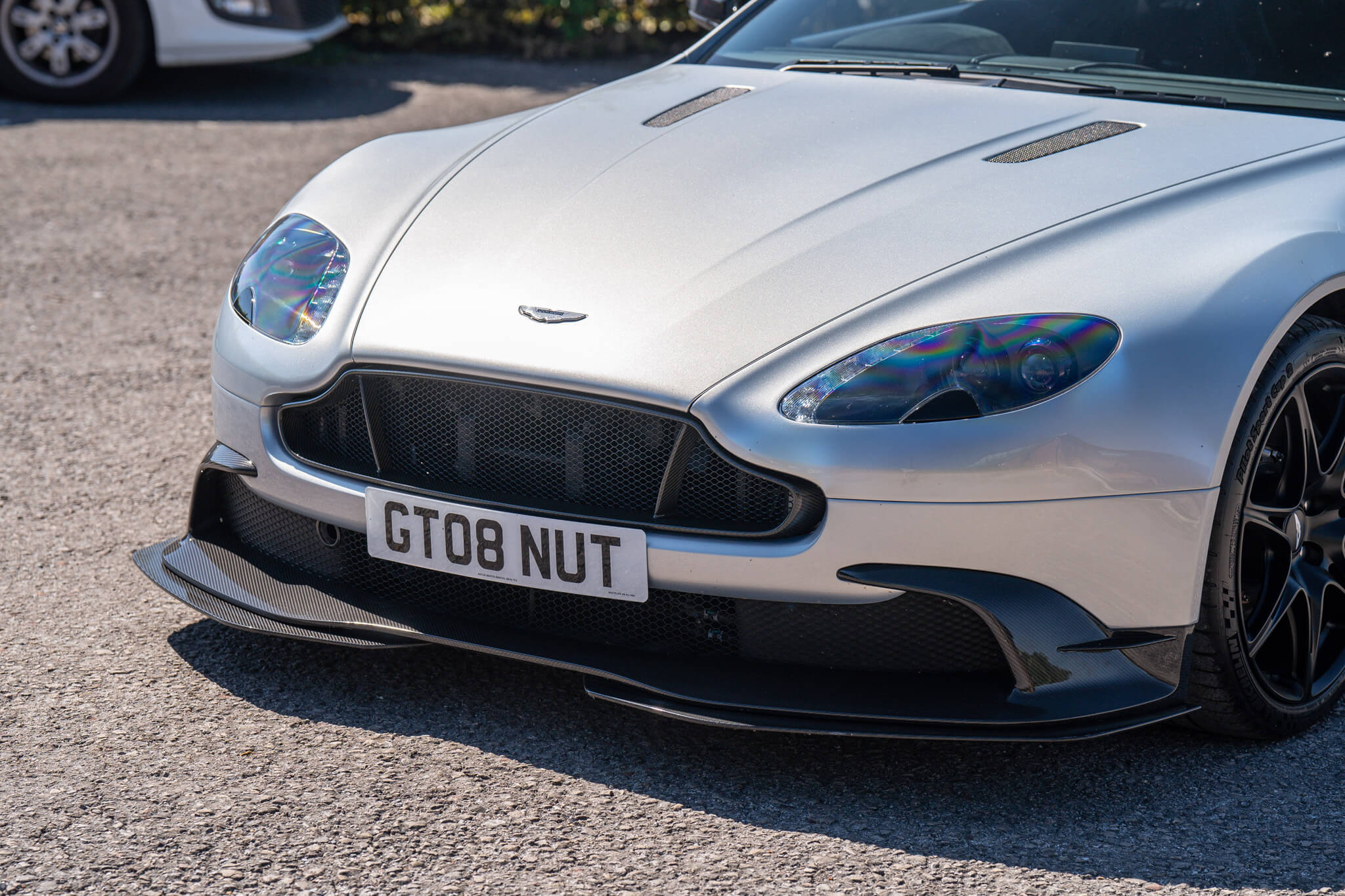 Lightning Silver - Aston Martin Vantage GT8 - carpaints.co