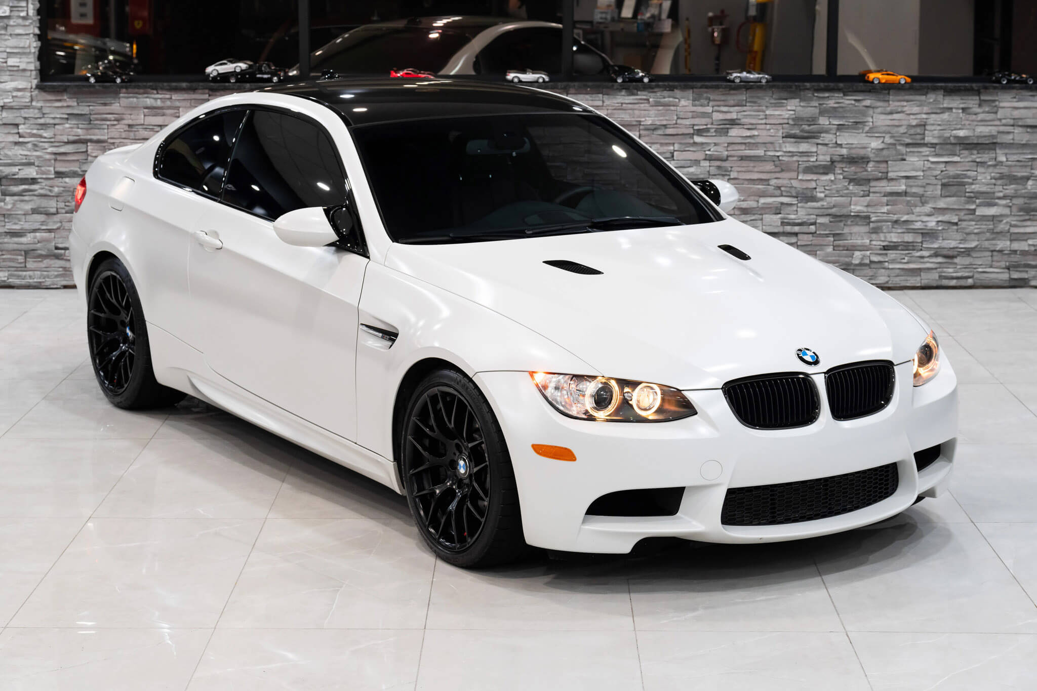 Frozen Brilliant White - BMW M3 Frozen Edition (E92) - carpaints.co