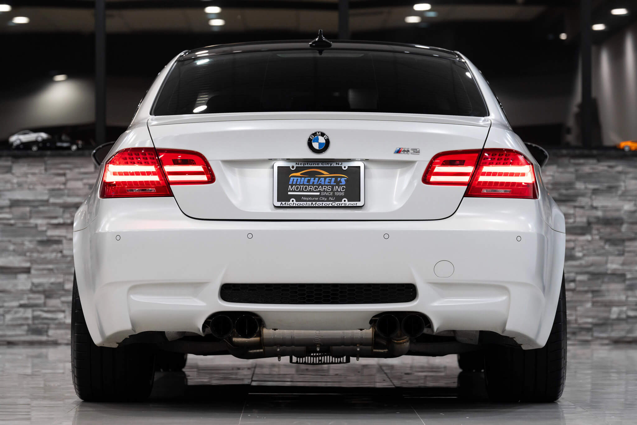 Frozen Brilliant White - BMW M3 Frozen Edition (E92) - carpaints.co