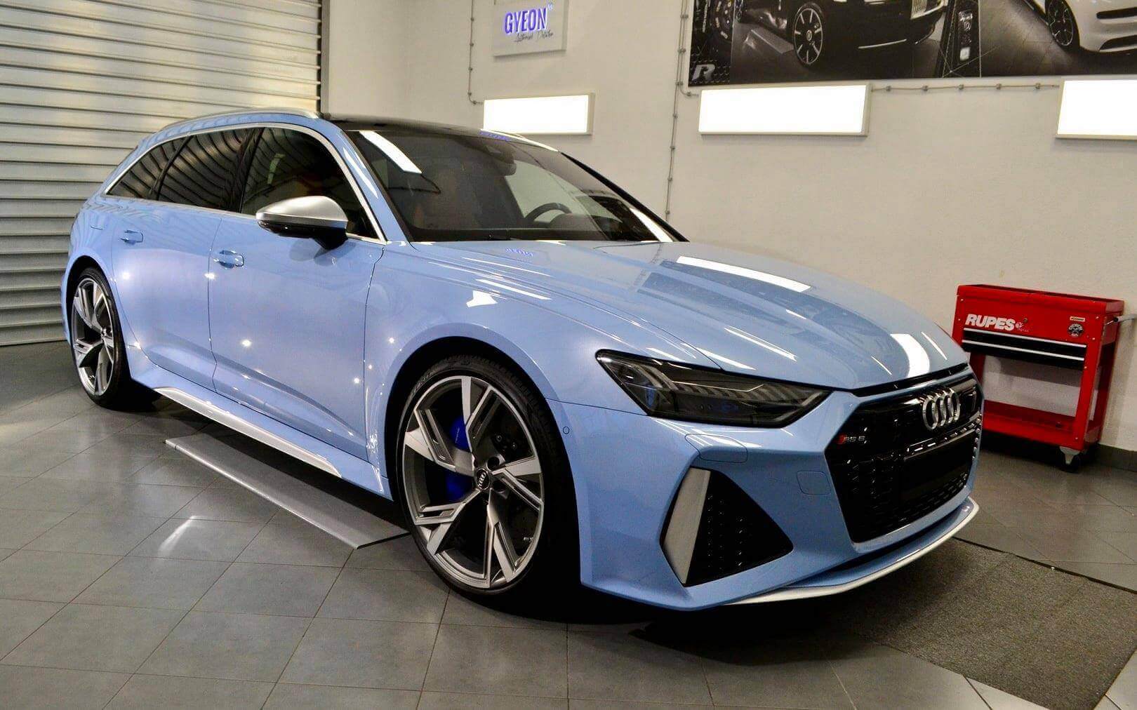 Frosted Glass Blue - Audi RS6 Avant (C8) - carpaints.co
