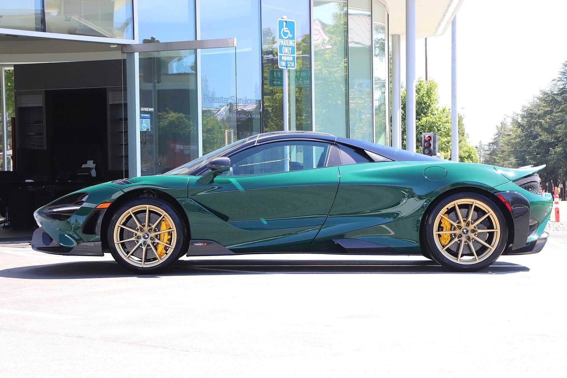 British Racing Green - McLaren 765LT Spider - carpaints.co