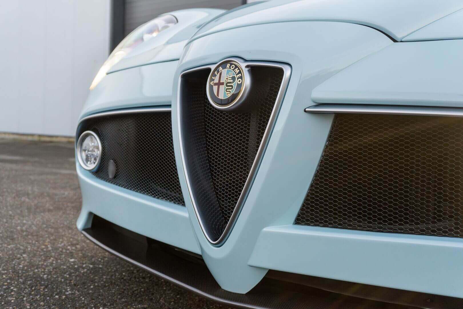 Celeste - Alfa Romeo 8C Spider - carpaints.co