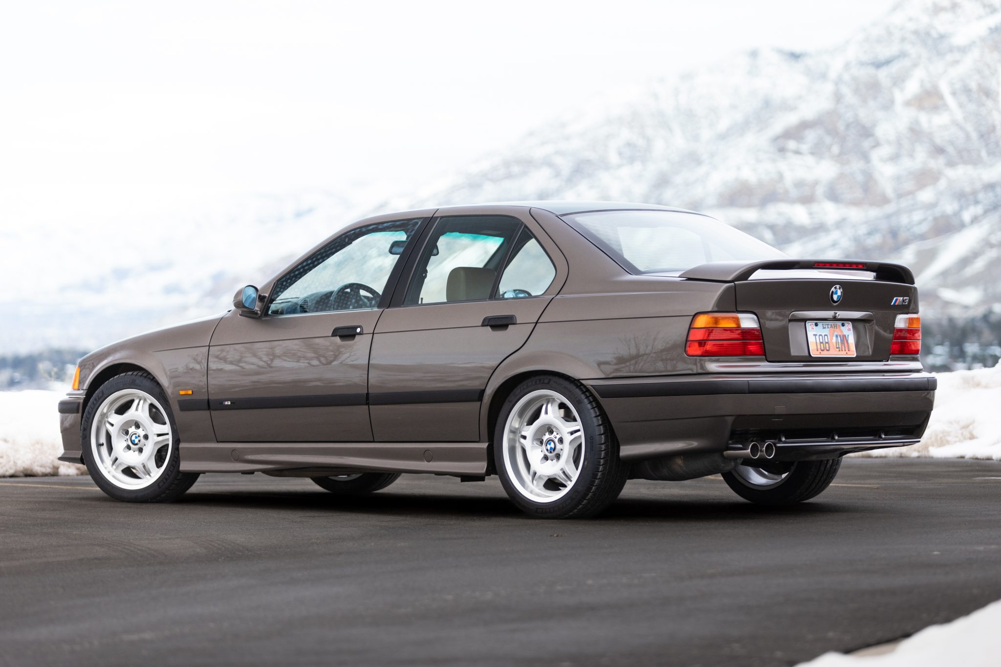 Mojave Brown - BMW M3 Sedan (E36) - carpaints.co