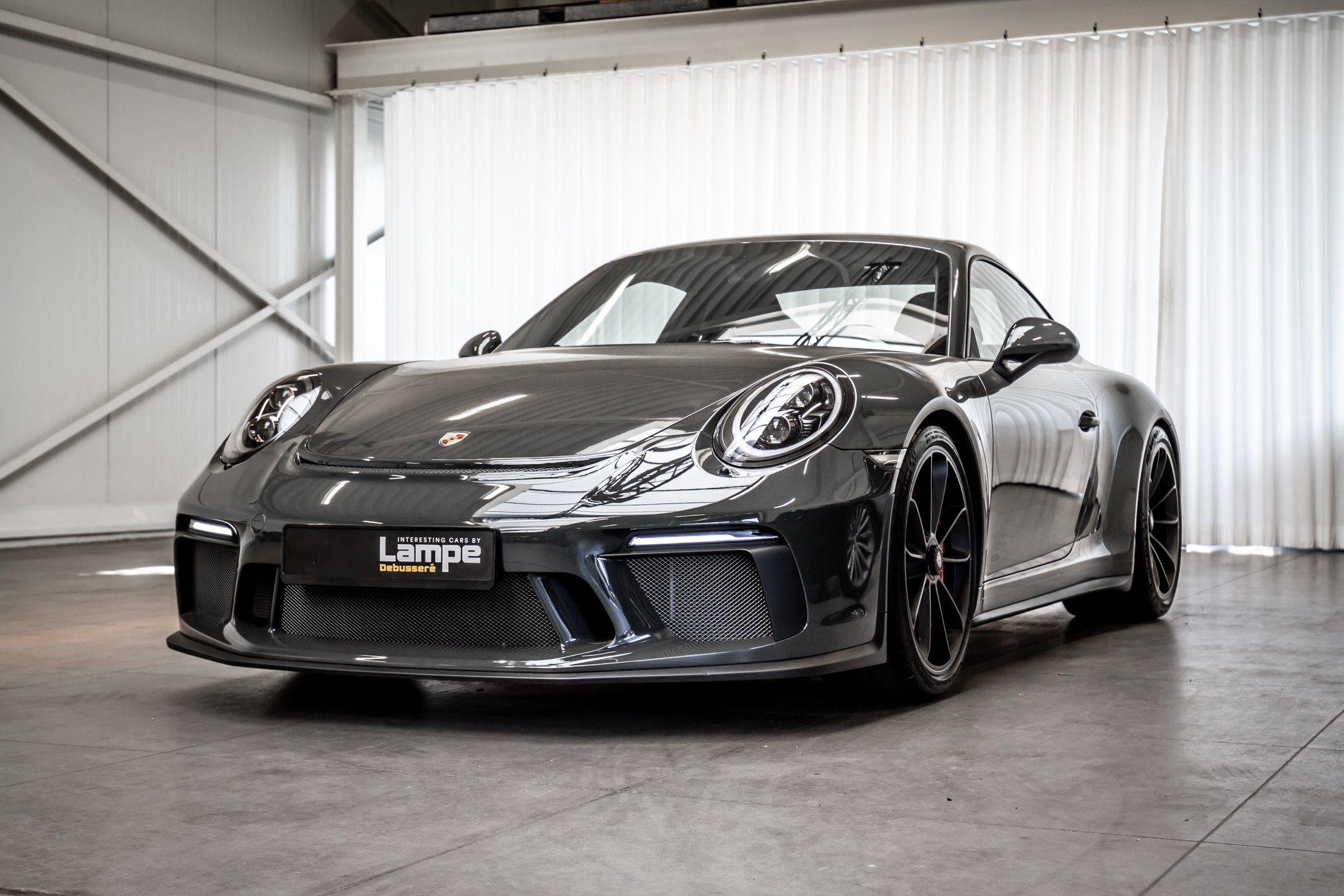 Slate Grey - Porsche 911 GT3 Touring (991.2) - carpaints.co