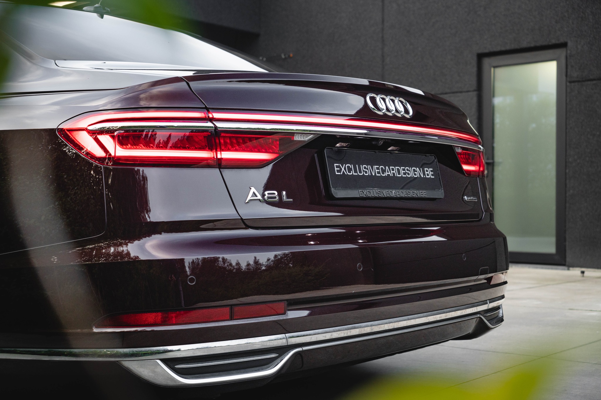 Seville Red Metallic - Audi A8 (D5) - carpaints.co